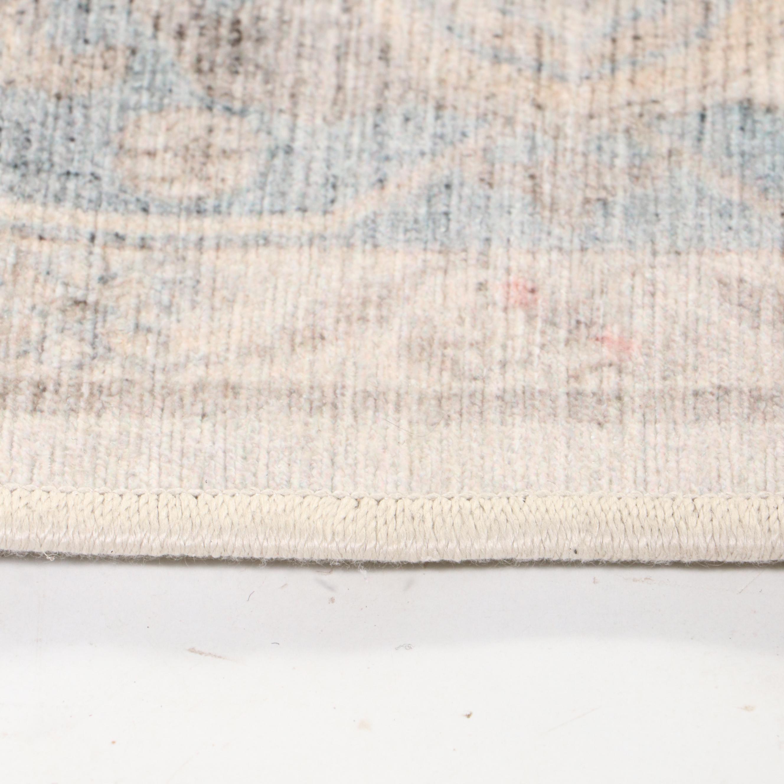 6'2 x 9' Machine Made Ruggable Persian Style Area Rug with Pad | EBTH