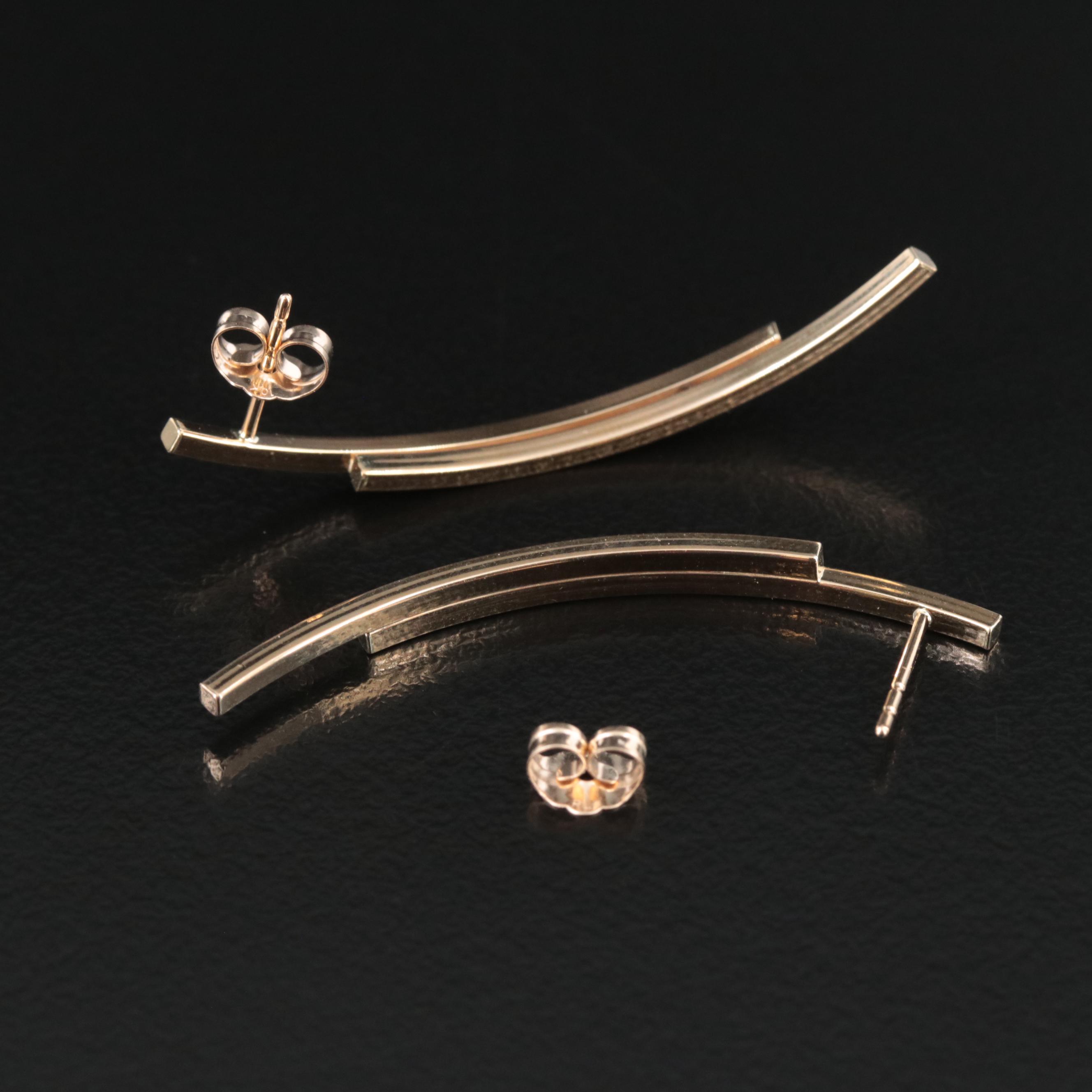 10K Curved Double Bar Earrings | EBTH