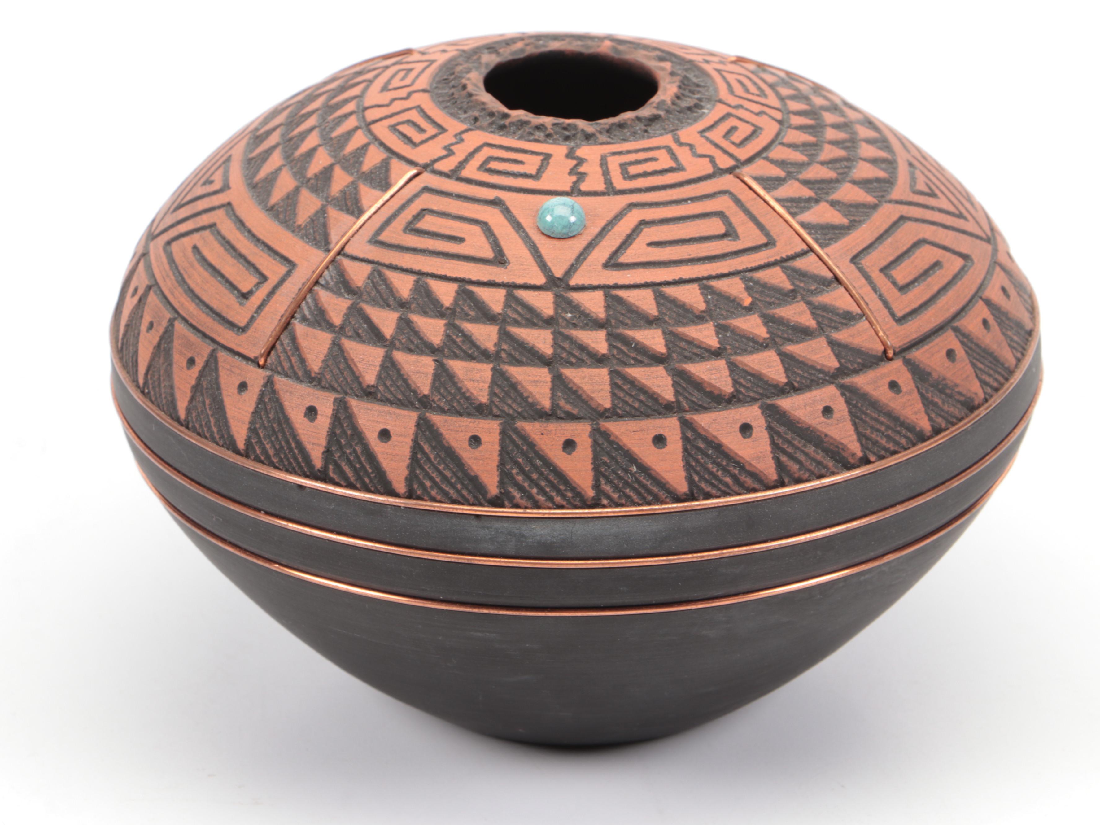 Gerald Pinto Navajo Dine Sgraffito Olla & Polychrome Acoma Earthenware ...