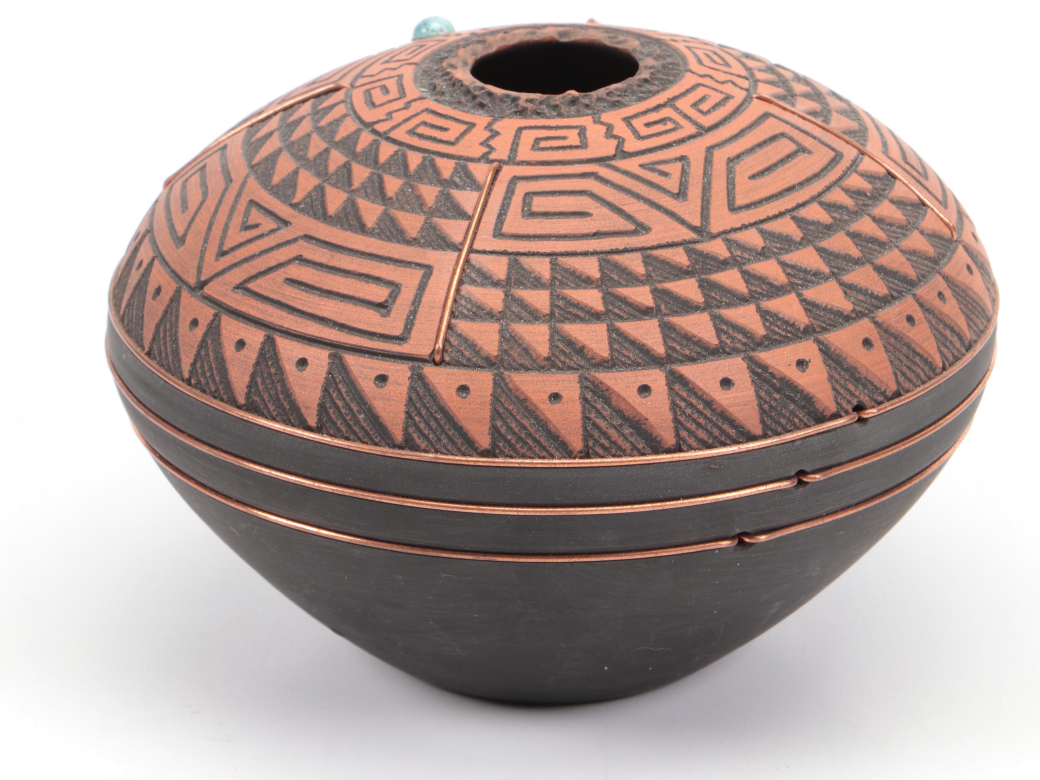 Gerald Pinto Navajo Dine Sgraffito Olla & Polychrome Acoma Earthenware ...