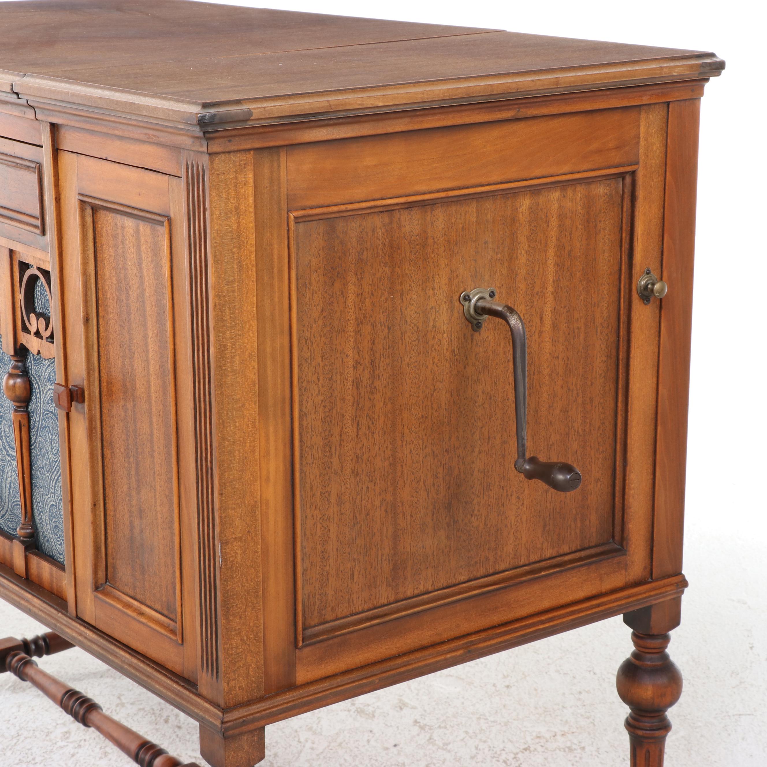 Brunswick Model R-A Turntable in William & Mary Style Mahogany Cabinet ...