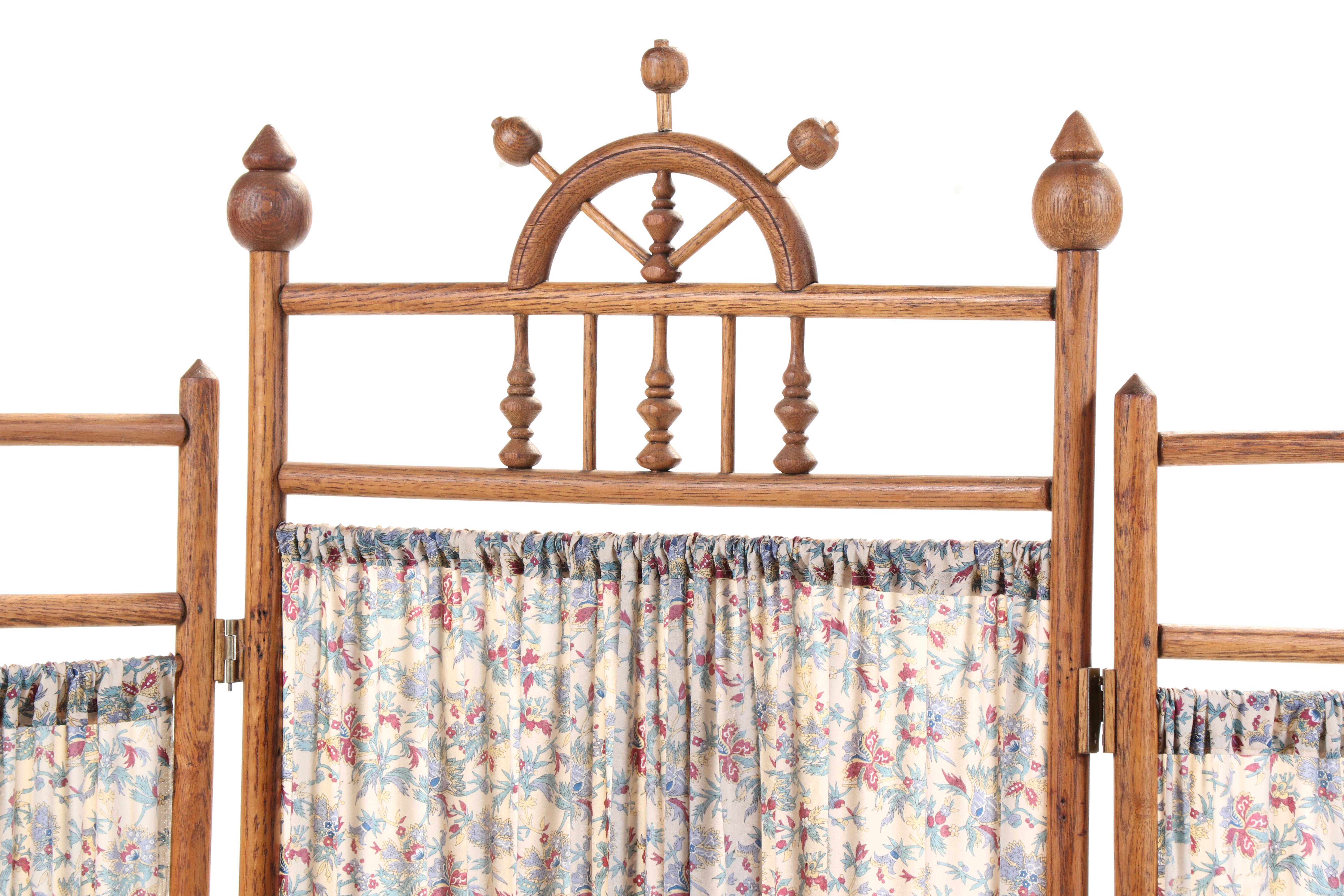 Victorian Aesthetic Movement Oak Stick-and-Ball Three-Fold Screen ...