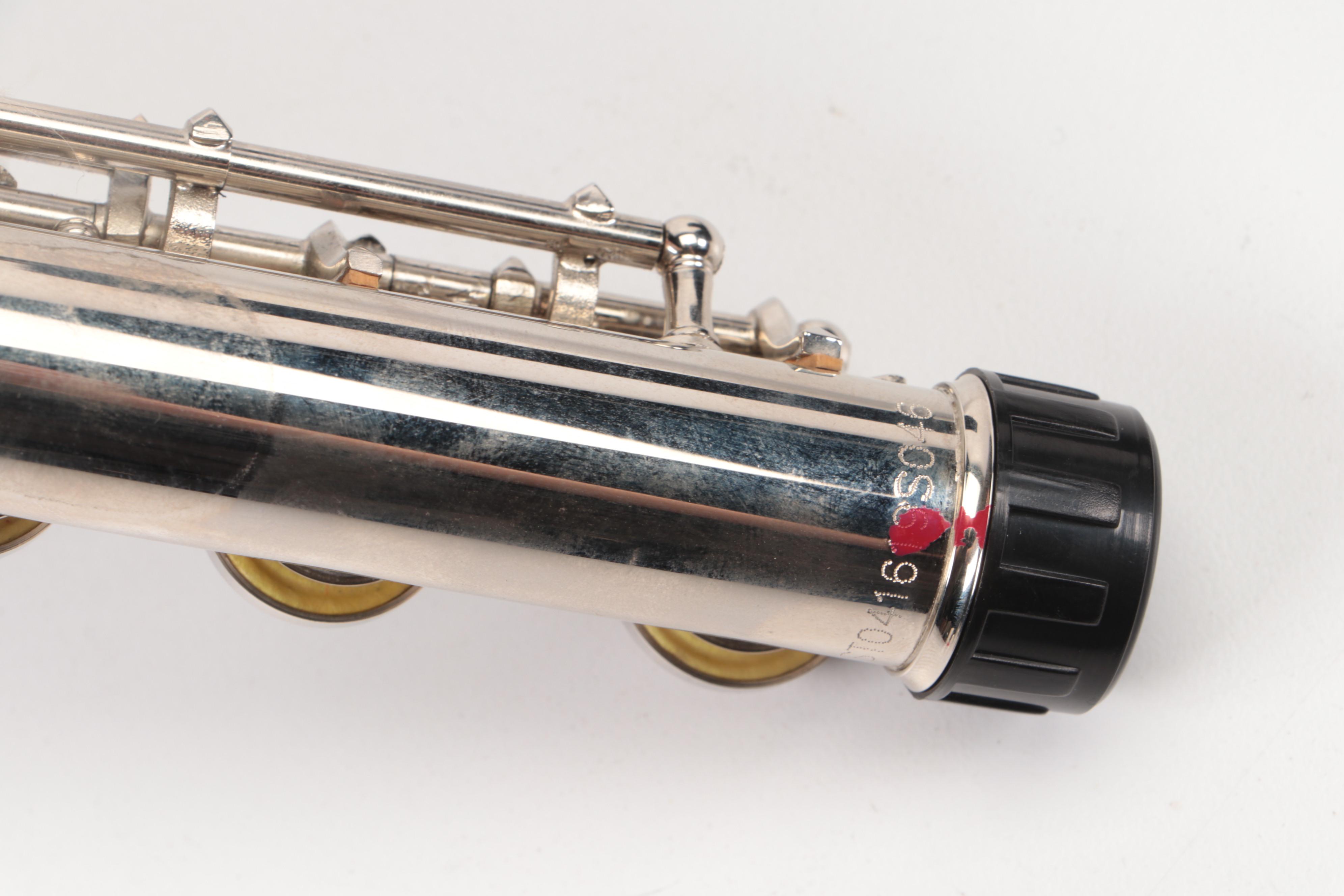 Mendini by Cecilio Flute with Case, Cleaning Kit, Strauss Flute and ...