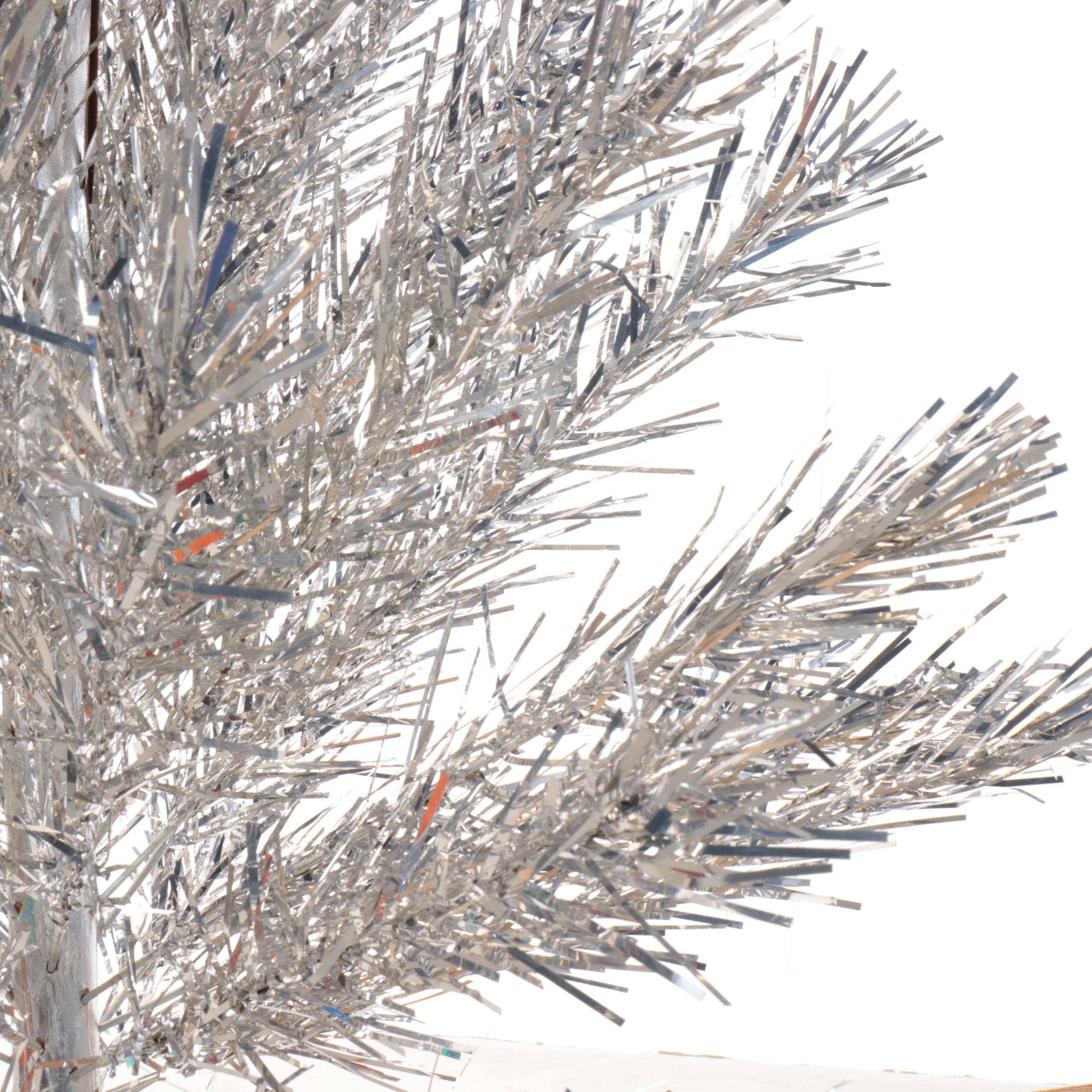 Evergleam Aluminum Christmas Tree with Color Wheel, Mid-20th Century | EBTH