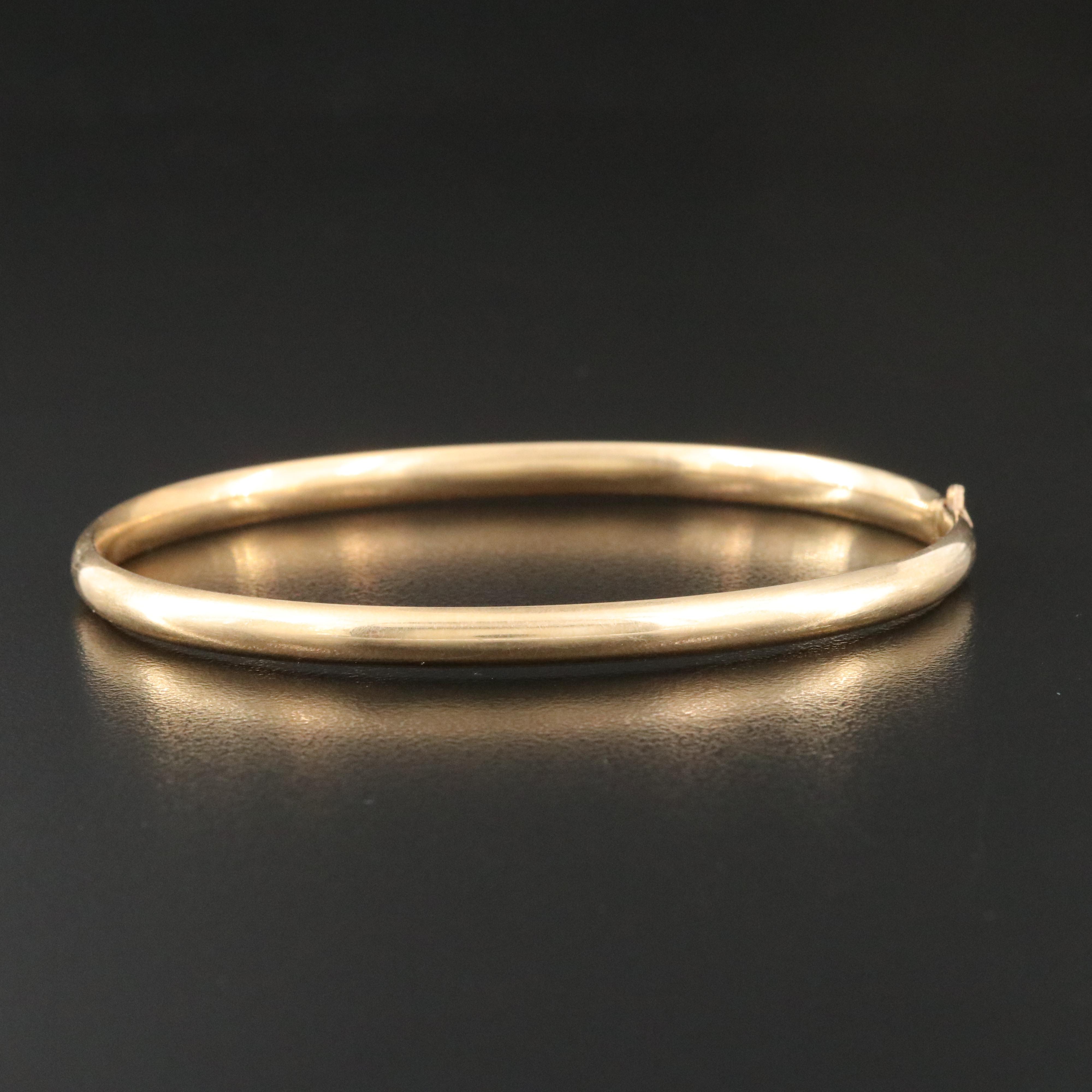14K Hinged Oval Bangle Bracelet | EBTH