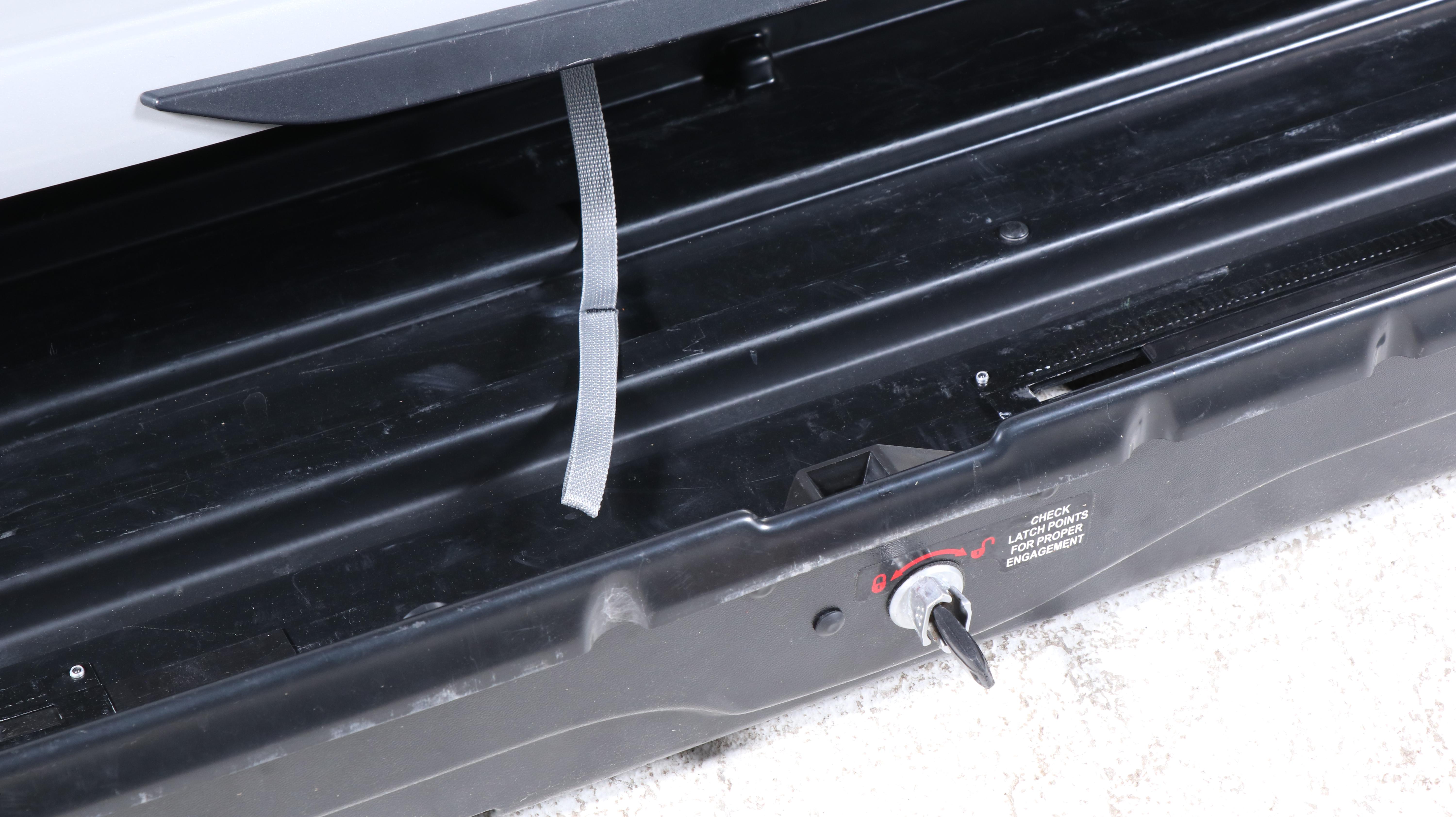 Thule Molded Plastic Roof Box | Everything But The House
