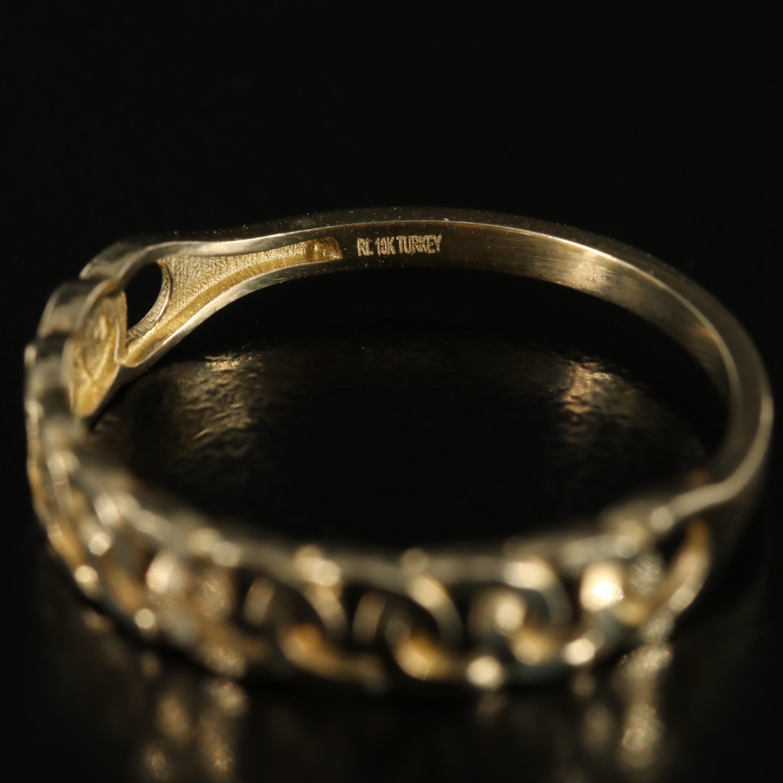10K Curb Chain Detail Ring | Everything But The House