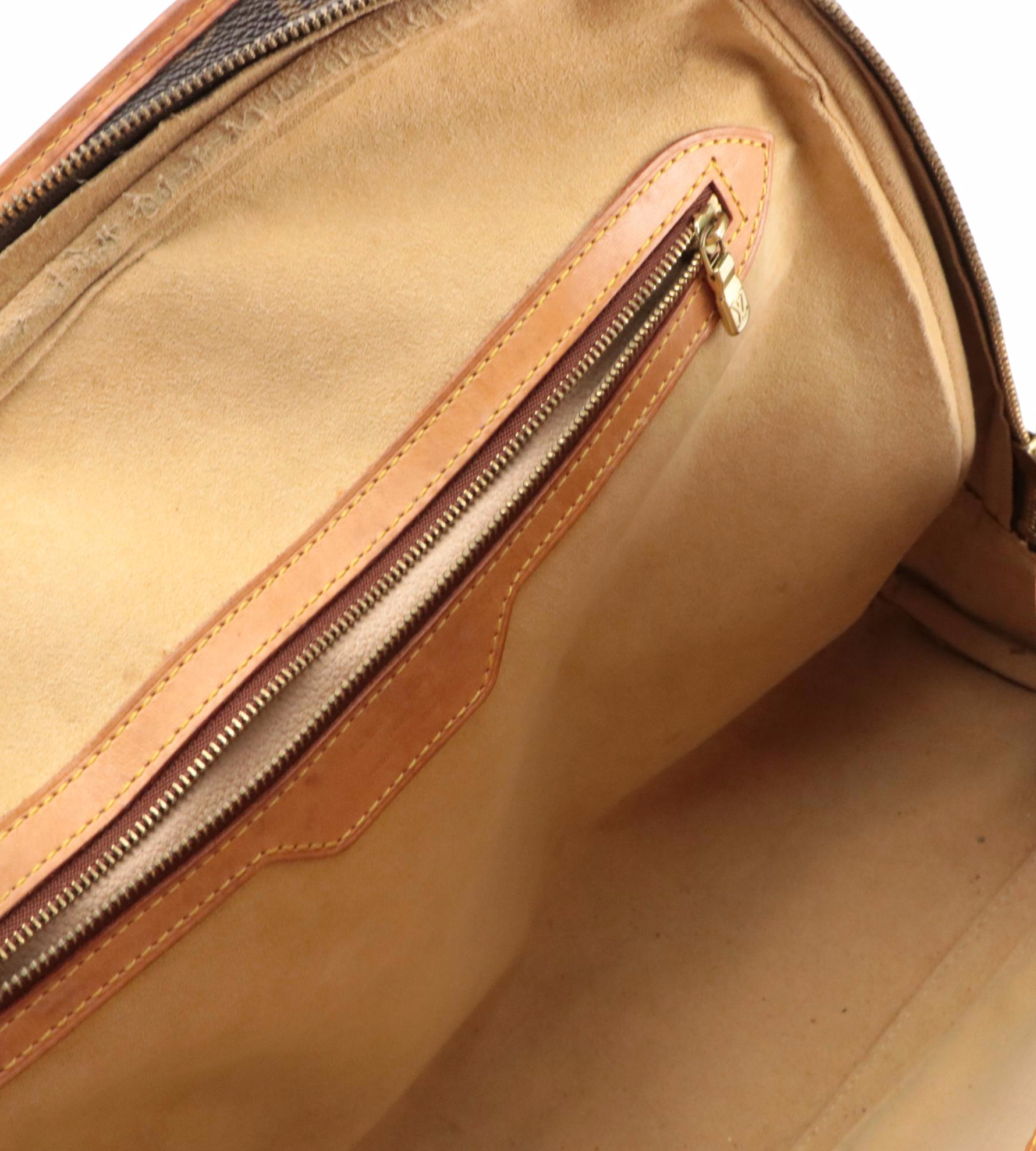 Louis Vuitton Rivoli Soft Briefcase in Monogram Canvas and Vachetta ...