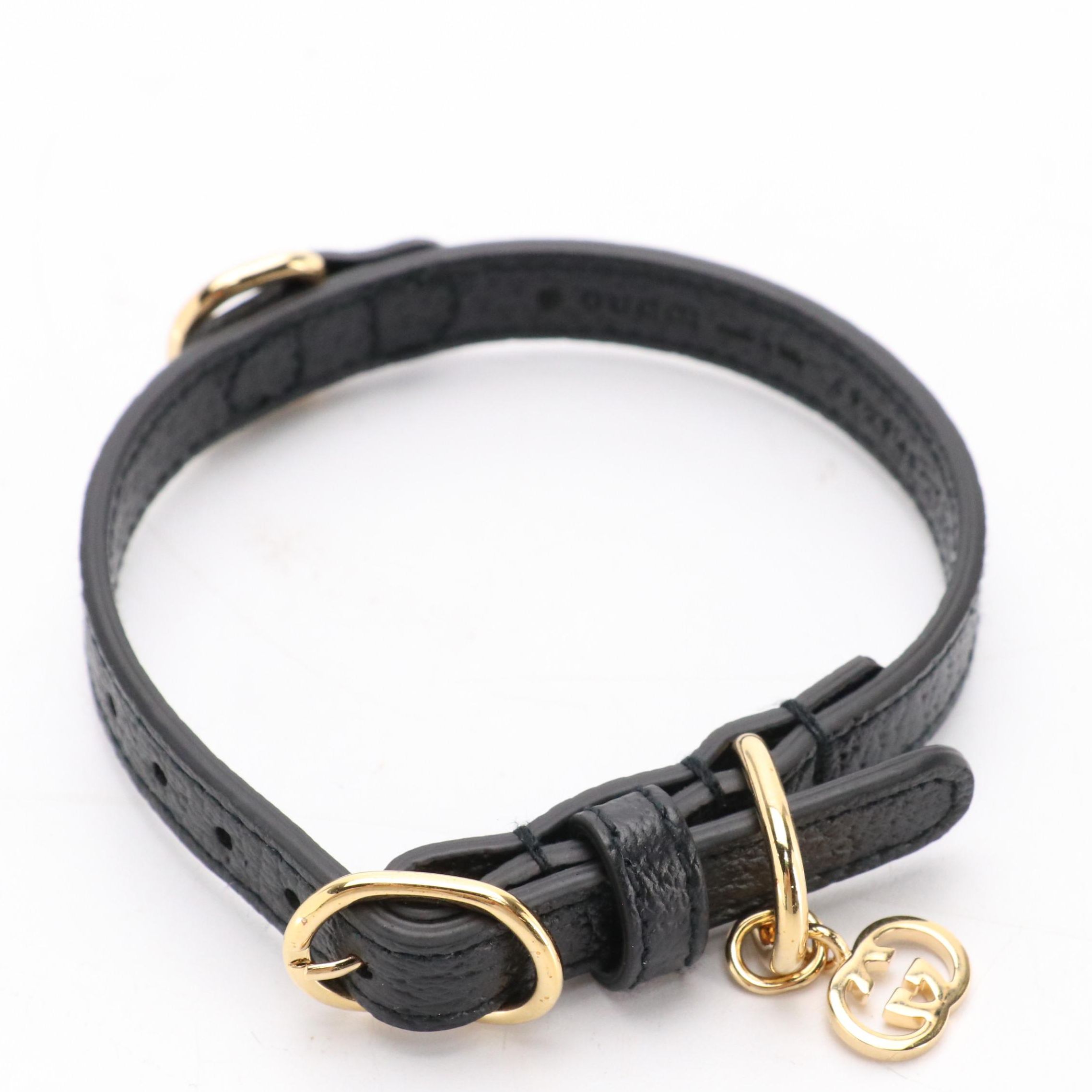 Gucci GG Charm Black Leather Small Pet Collar in Box Modeled by ...