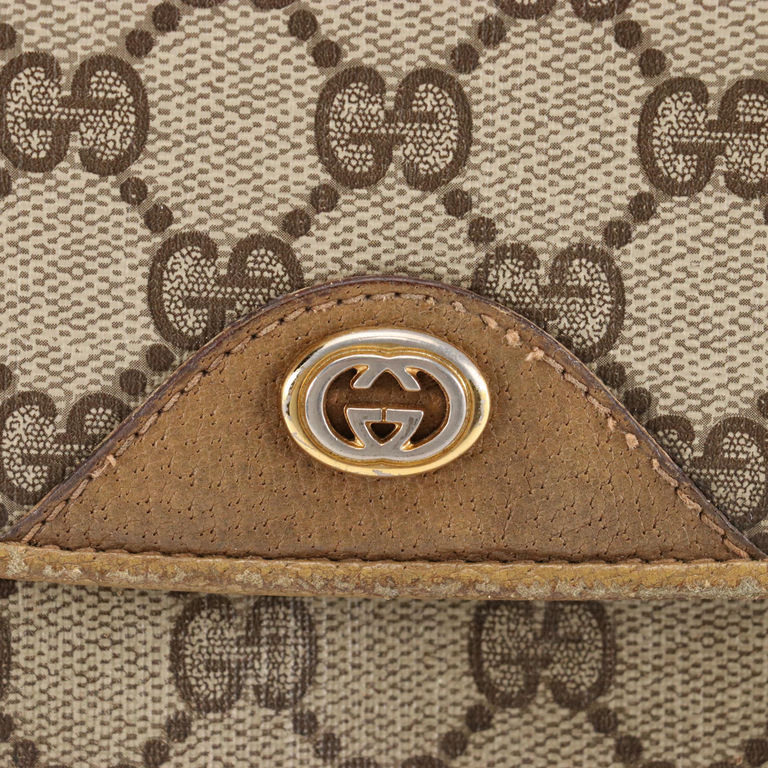 Gucci Accessory Collection Flap Shoulder Bag in GG Supreme Canvas and ...