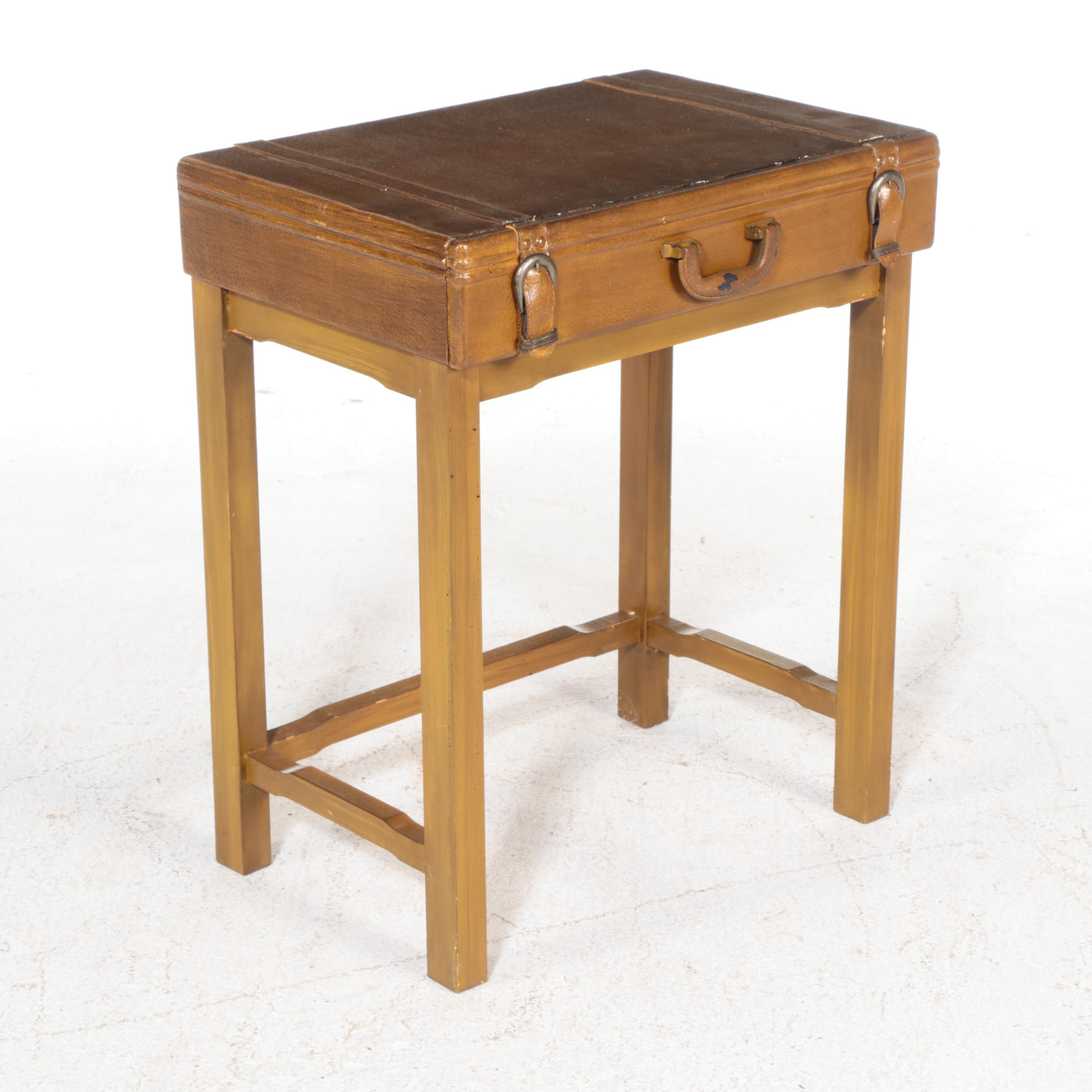 Set of Three Suitcase-Form Nesting Tables | EBTH