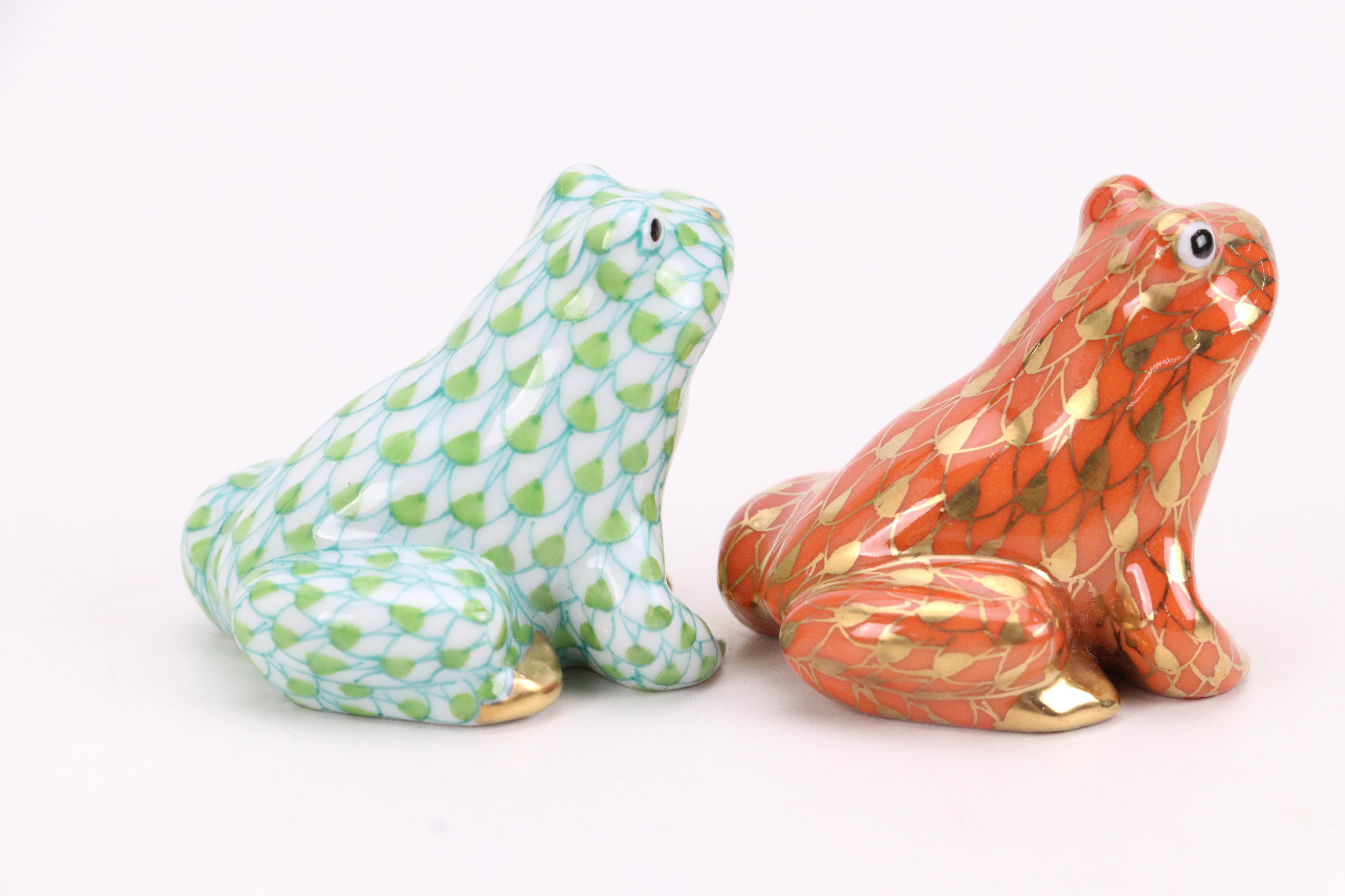 Herend Key Lime with Gold and Other Fishnet "Miniature Frog" Porcelain ...