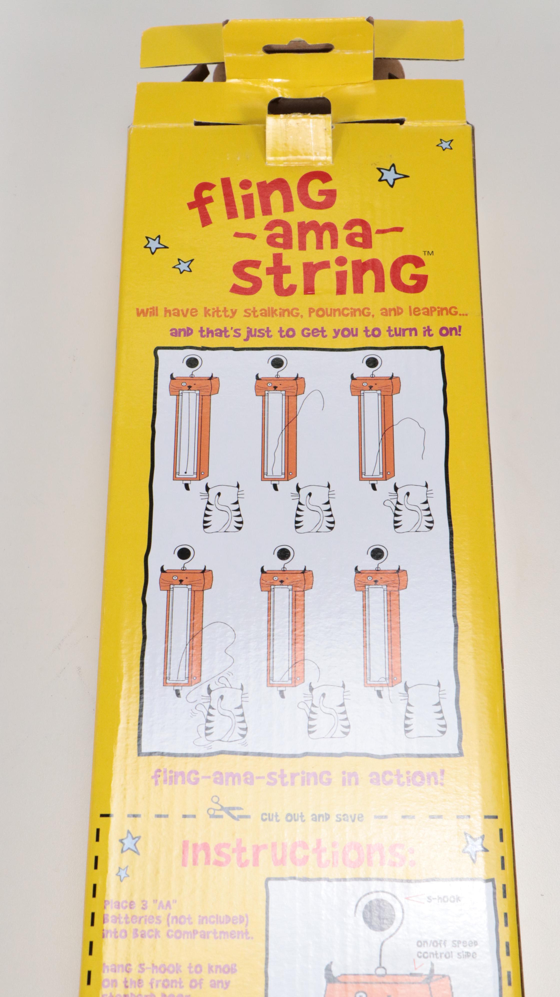 Moody Pet Fling-Ama-String Cat Toys | EBTH