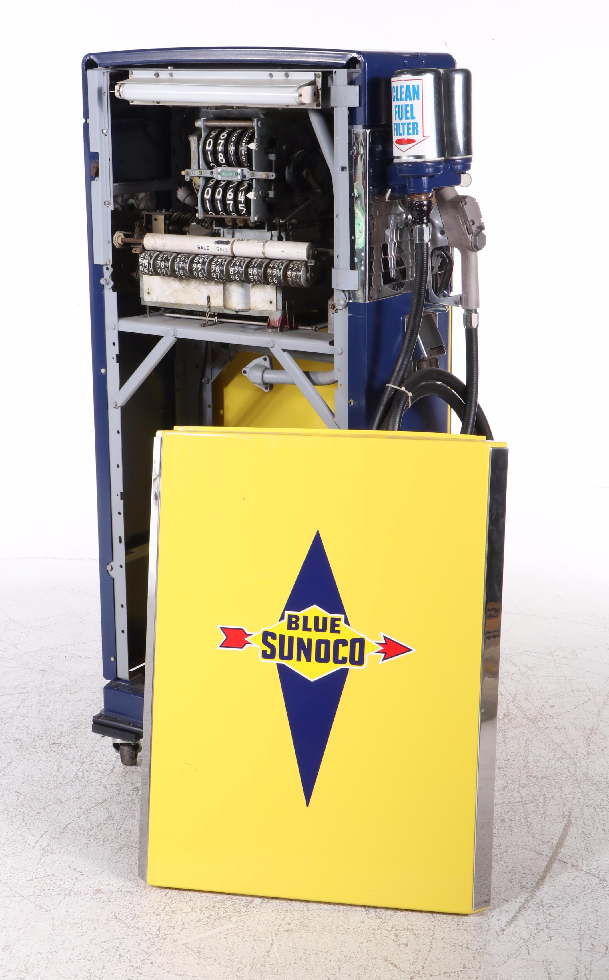 Wayne Blend-O-Matic Blue Sunoco Gas Pump, Mid-20th Century | EBTH