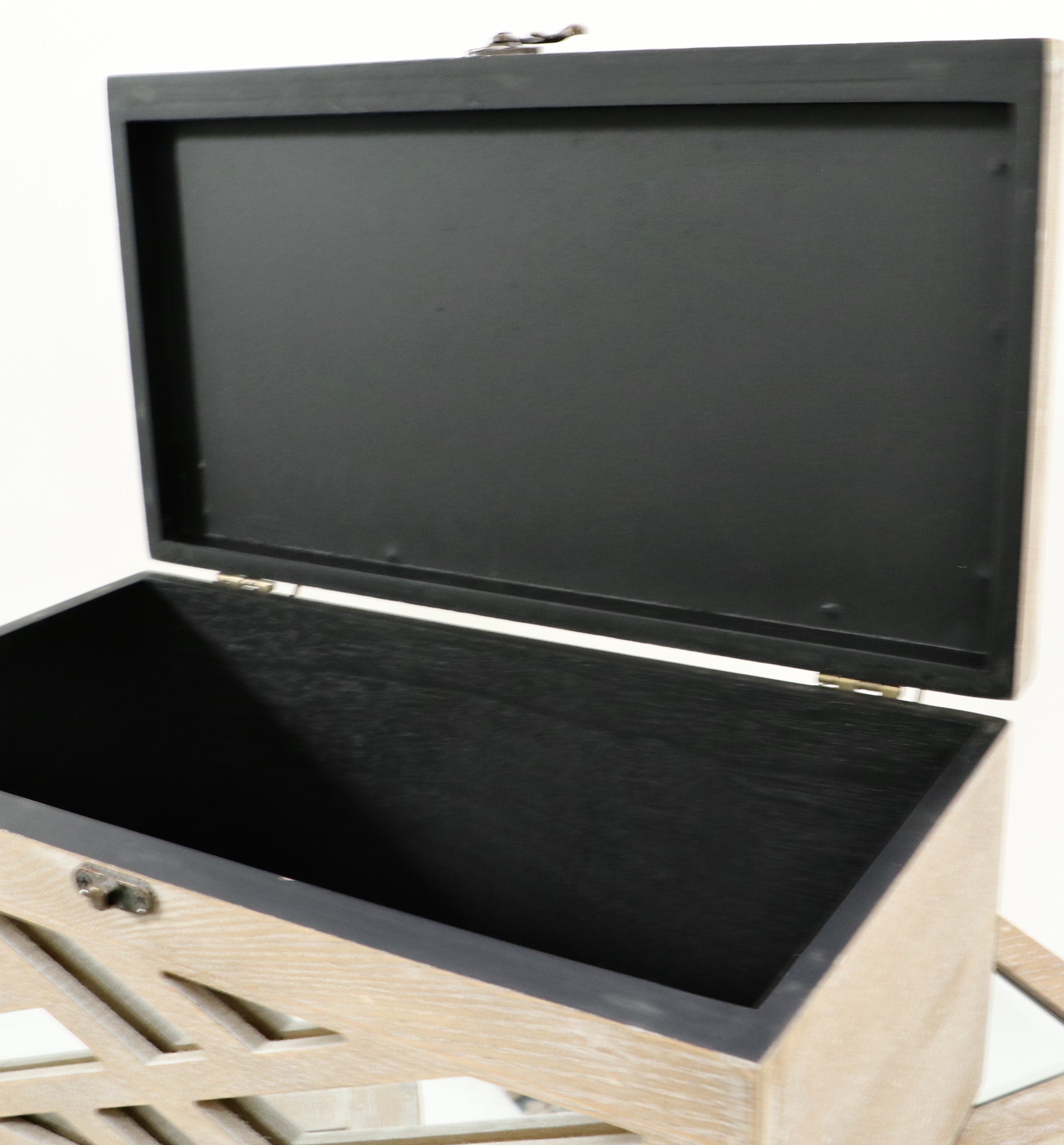 Mercana "Tiffany" Chevron Boxes, "Kintyre" Glass Vases and Other Décor ...