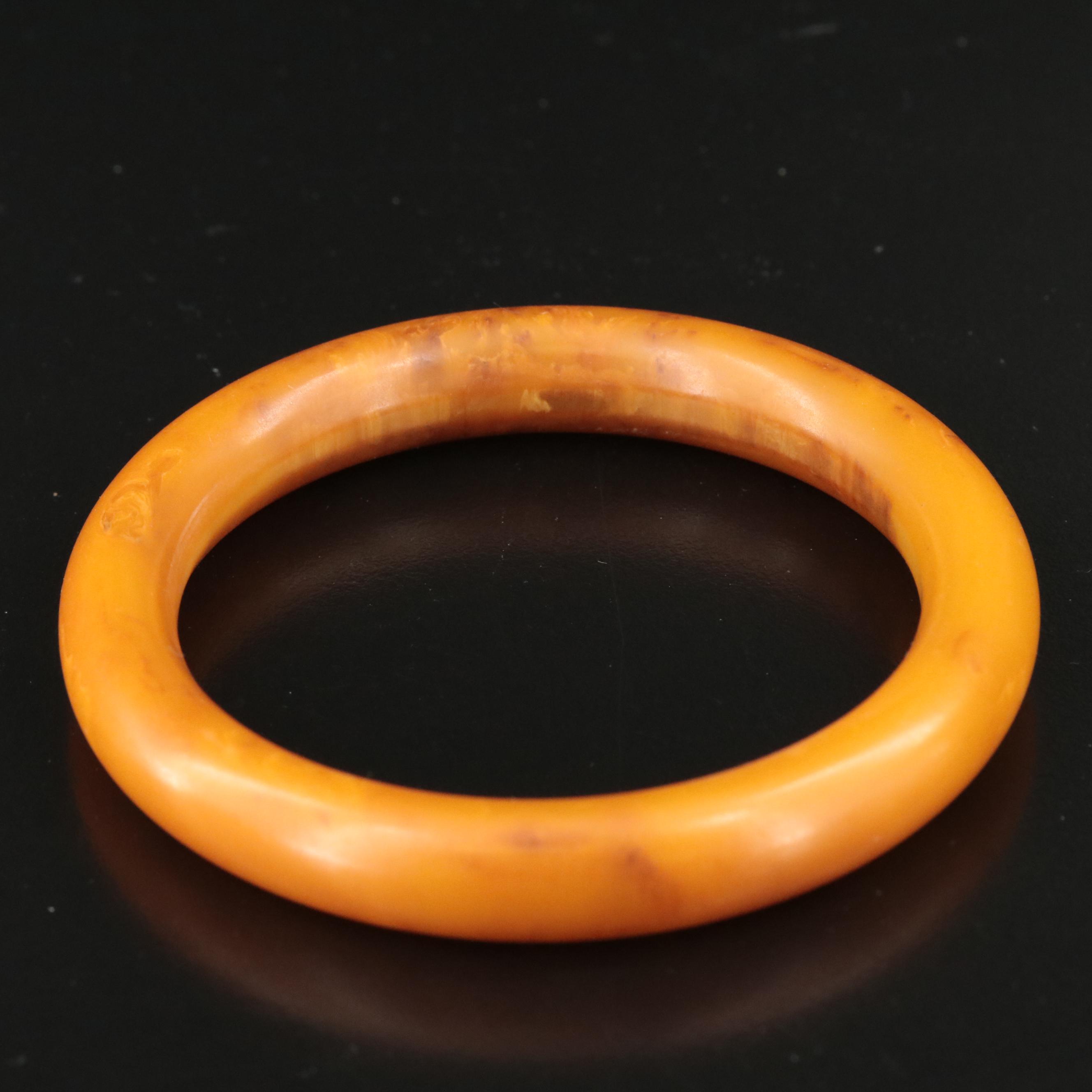 Vintage Bakelite Bangle Collection Including Butterscotch and Marbled | EBTH
