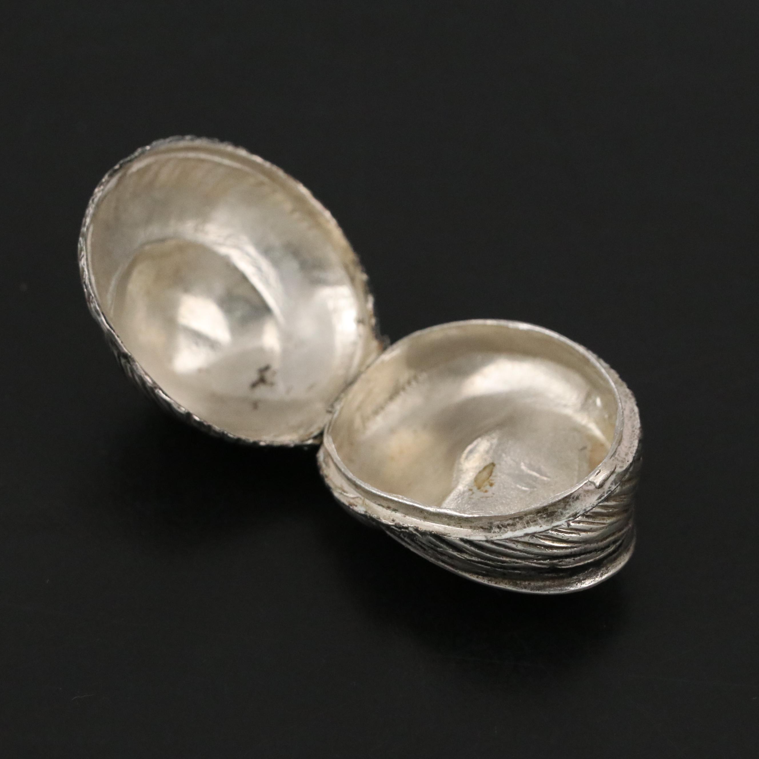 Italian 800 Silver Shell-Form Box | EBTH