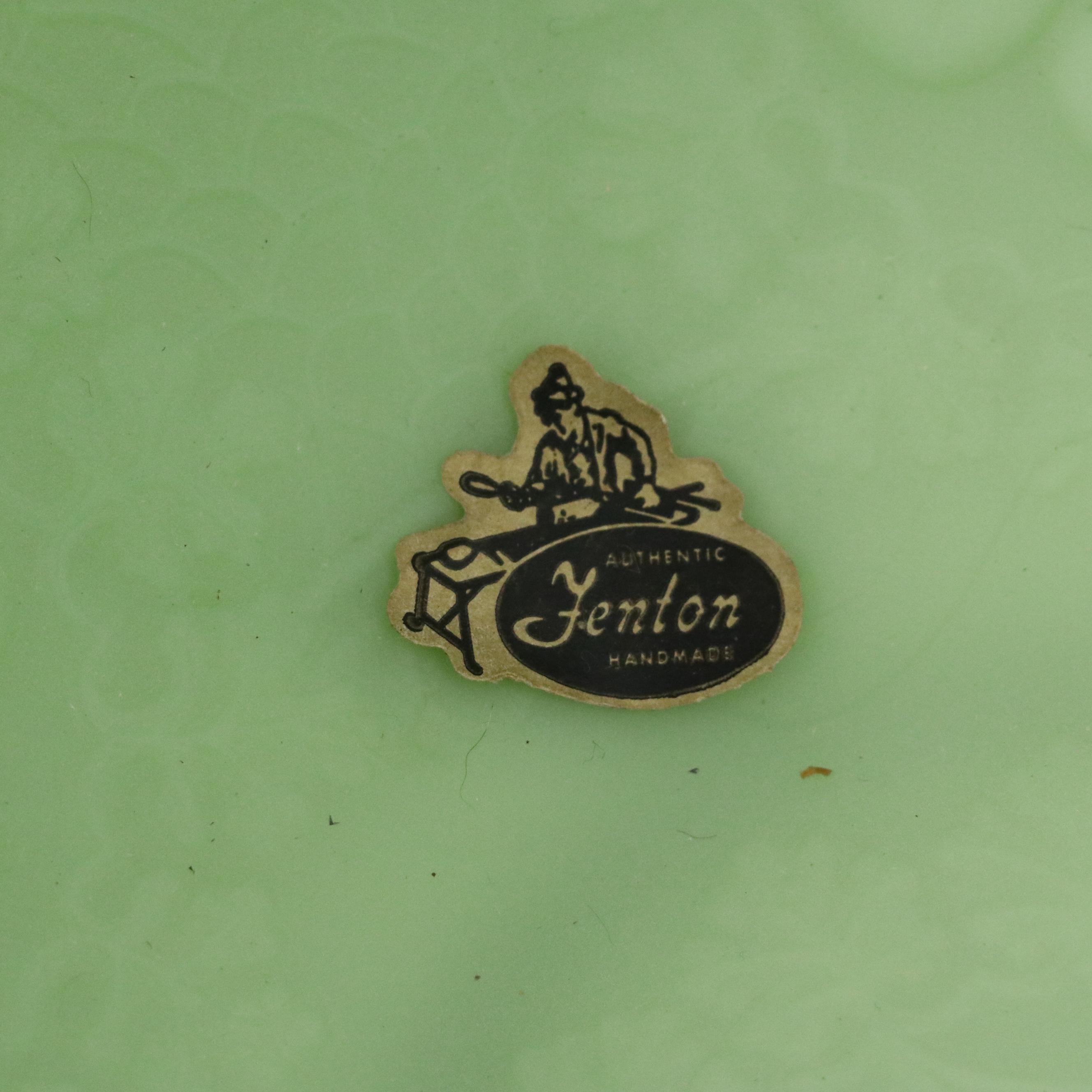 Pair of Fenton Lime Sherbet Satin Uranium Glass Bowls | EBTH