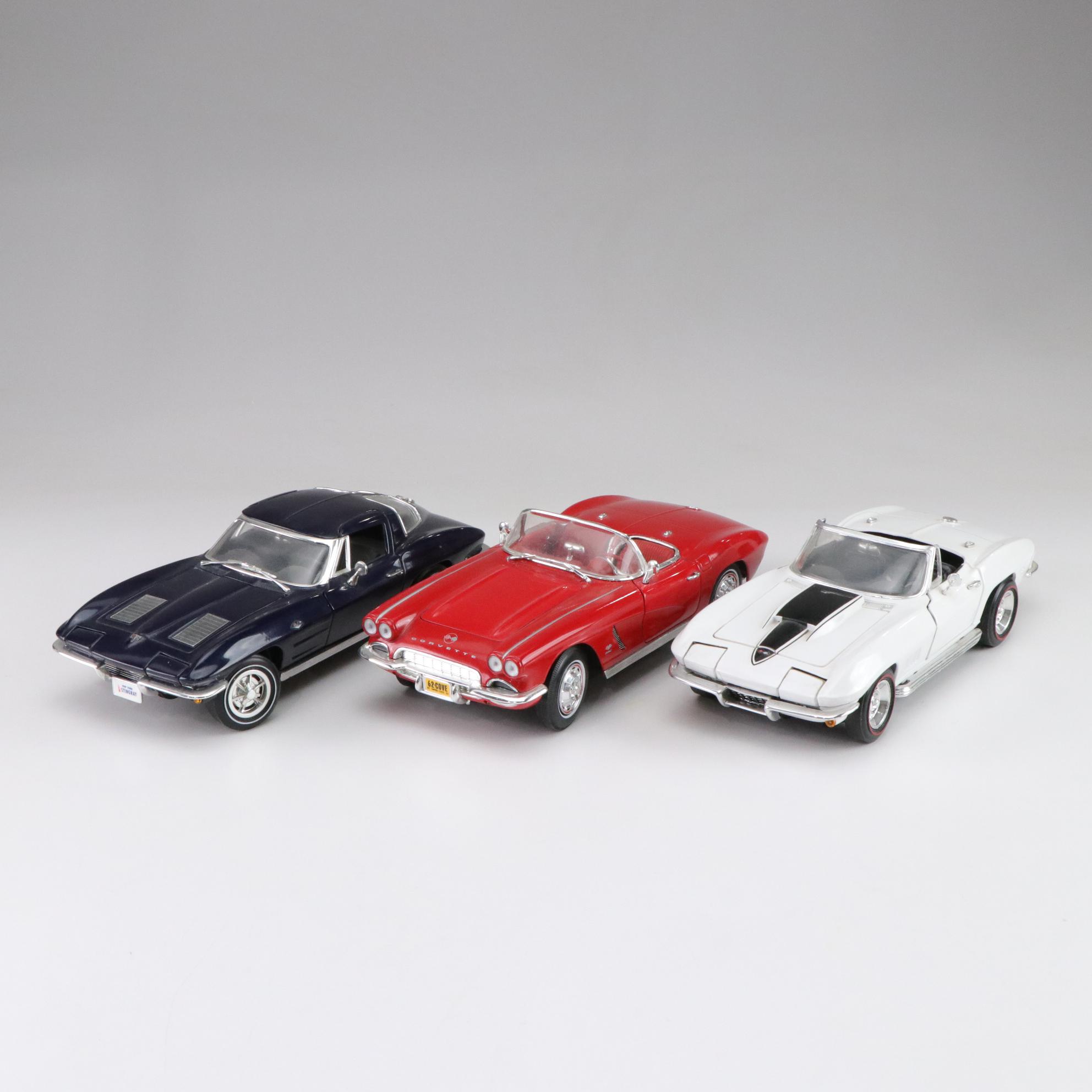 ERTL 1:18 Scale Diecast Metal Corvettes | EBTH