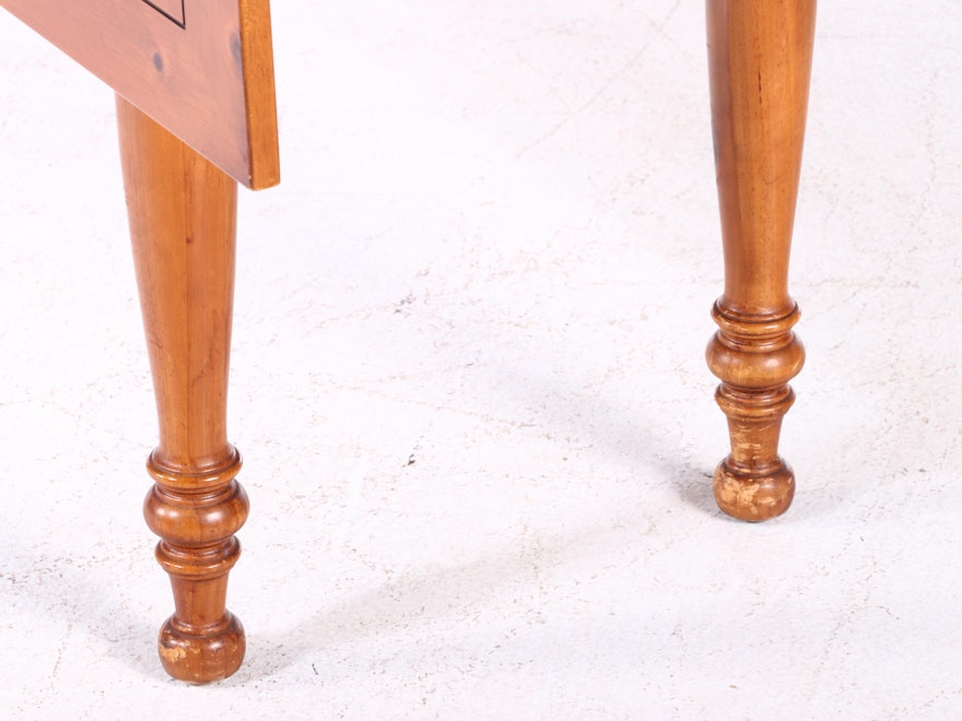The Rike-Kumler Co. Primitive Style Pine Drop-Leaf Dining Table, 20th ... The Rike-Kumler Co. Primitive Style Pine Drop-Leaf Dining Table, 20th ...