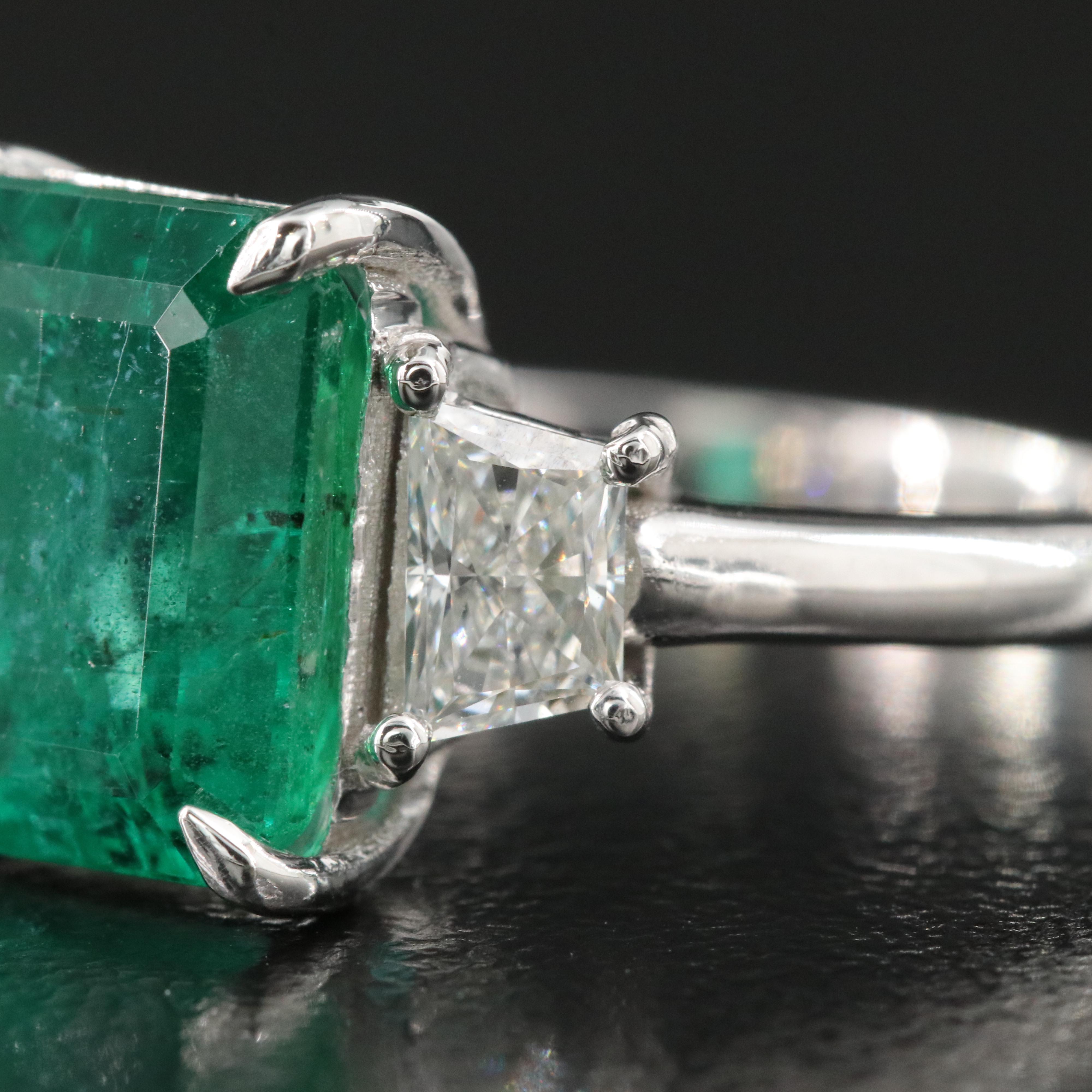 18K 3.44 CT Emerald and Diamond Ring | EBTH