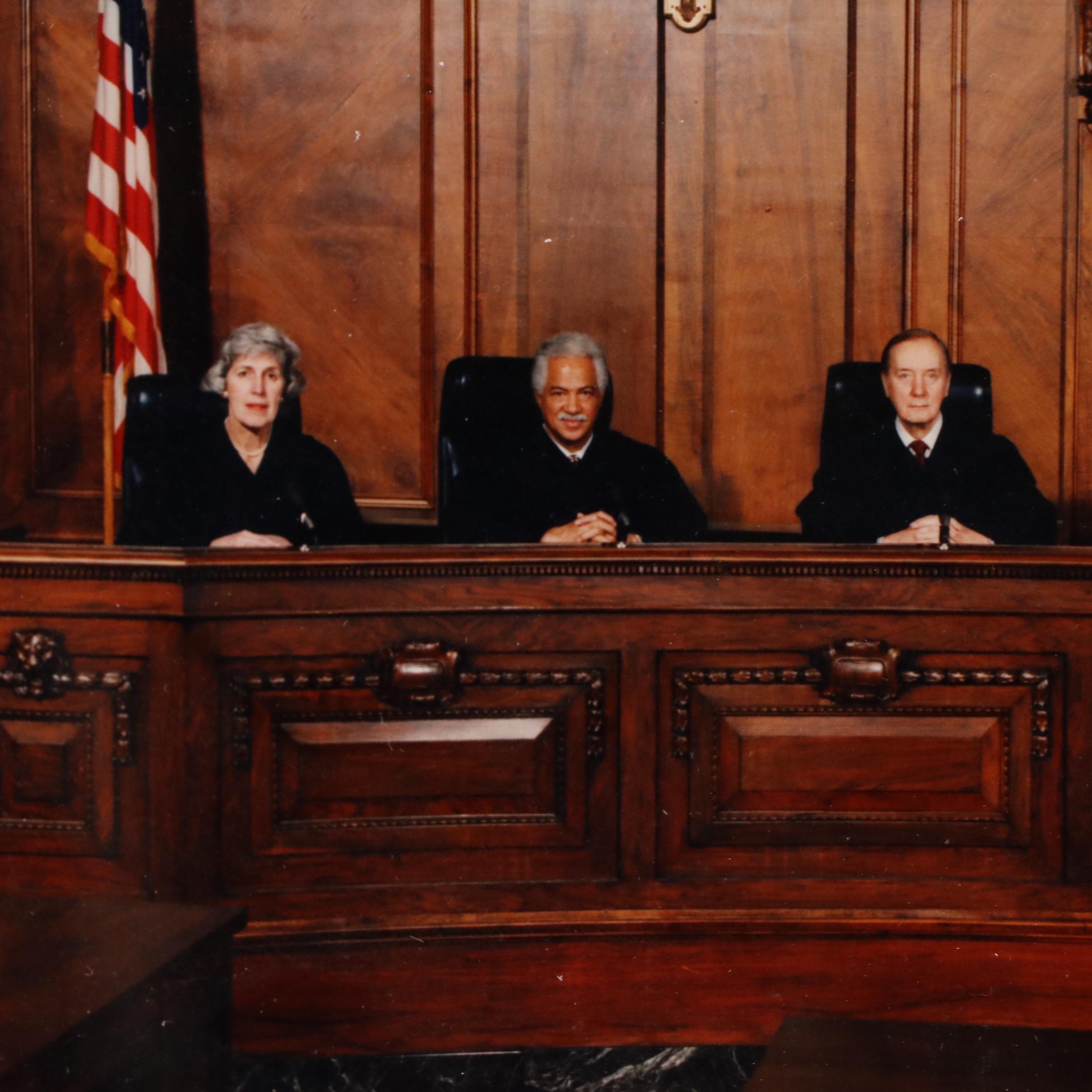 Autographed Photo of the Illinois Supreme Court, 1993 | EBTH