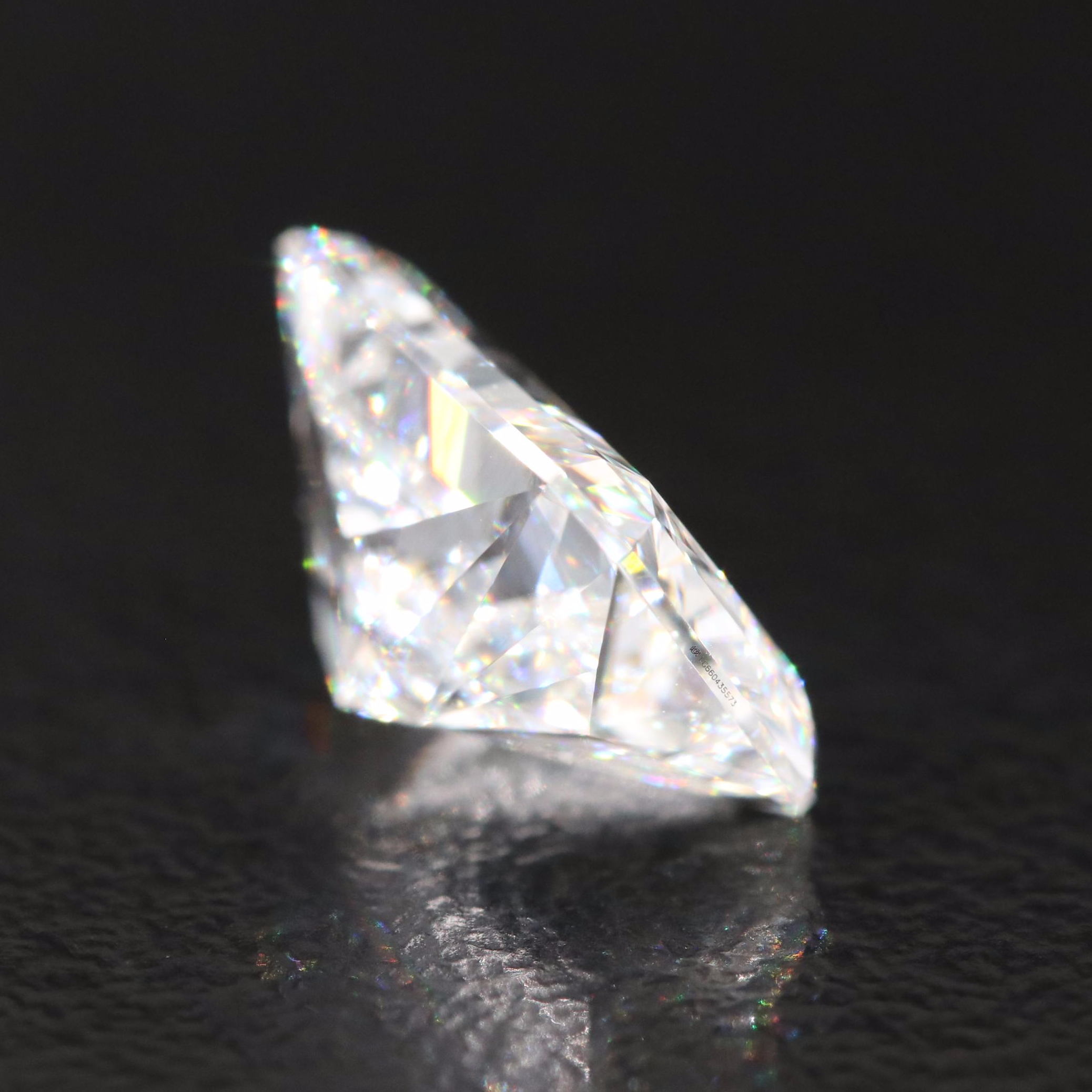 Loose 3.04 CT Lab Grown Diamond with IGI Report | EBTH