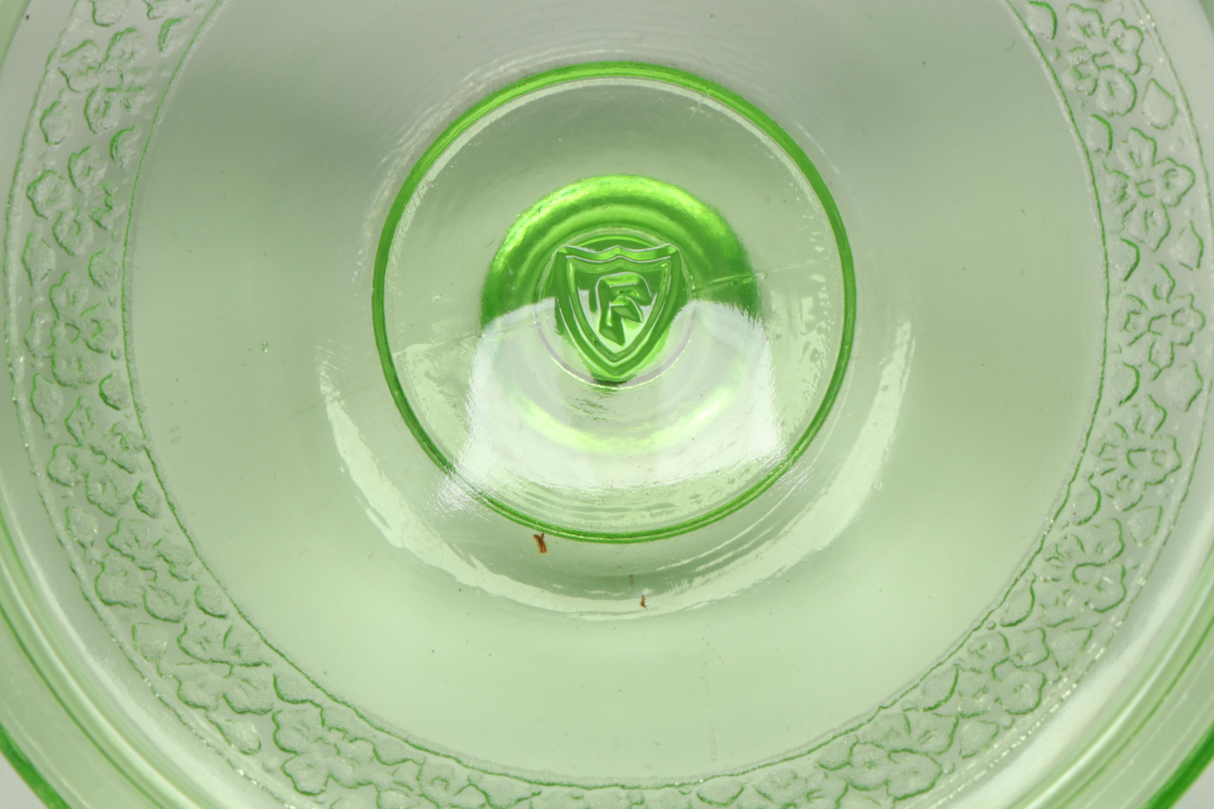 Federal Glass "Georgian Green" Uranium Glass Dinnerware, 1931-1936 | EBTH