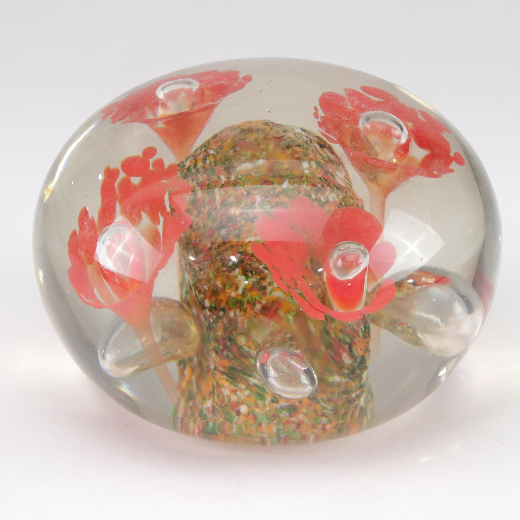 Joe Rice and Peacock Glass Works Art Glass Paperweights | EBTH