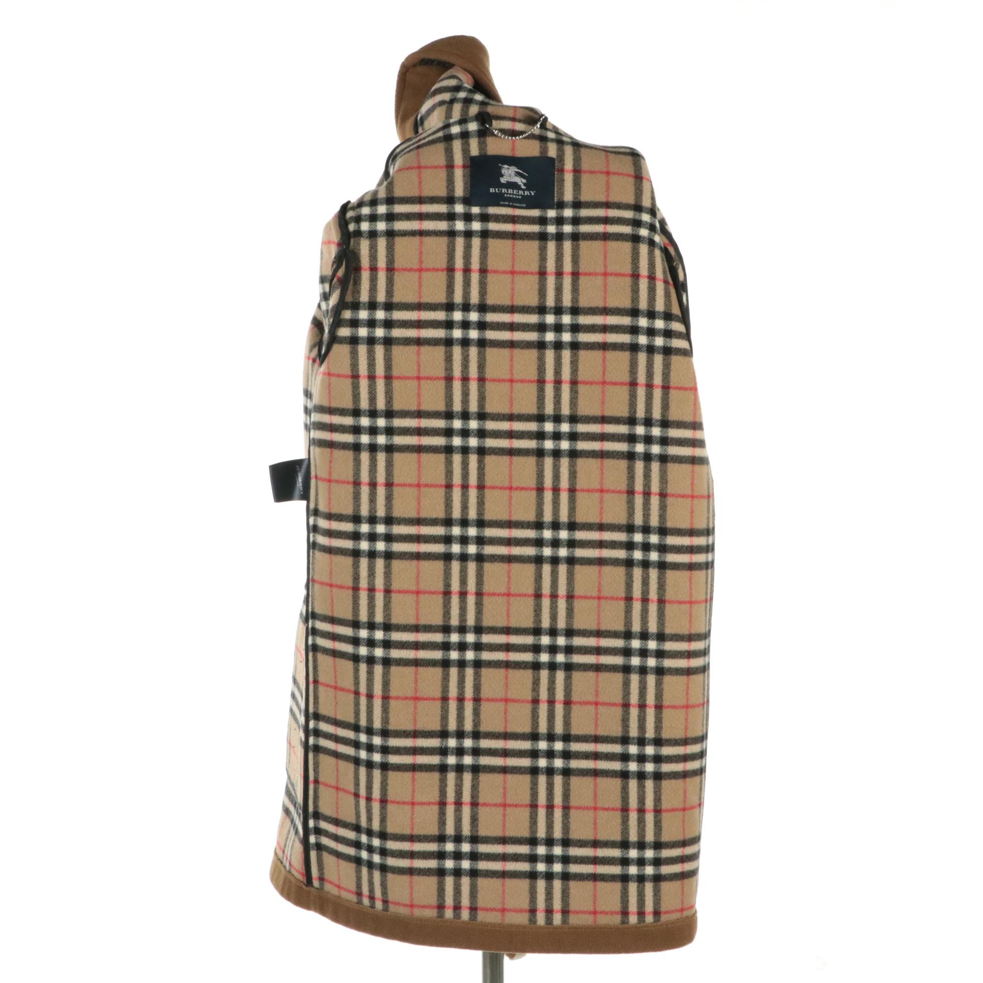 Burberry Wool Toggle Mini Duffle 99 Coat with Nova Check Lining | EBTH