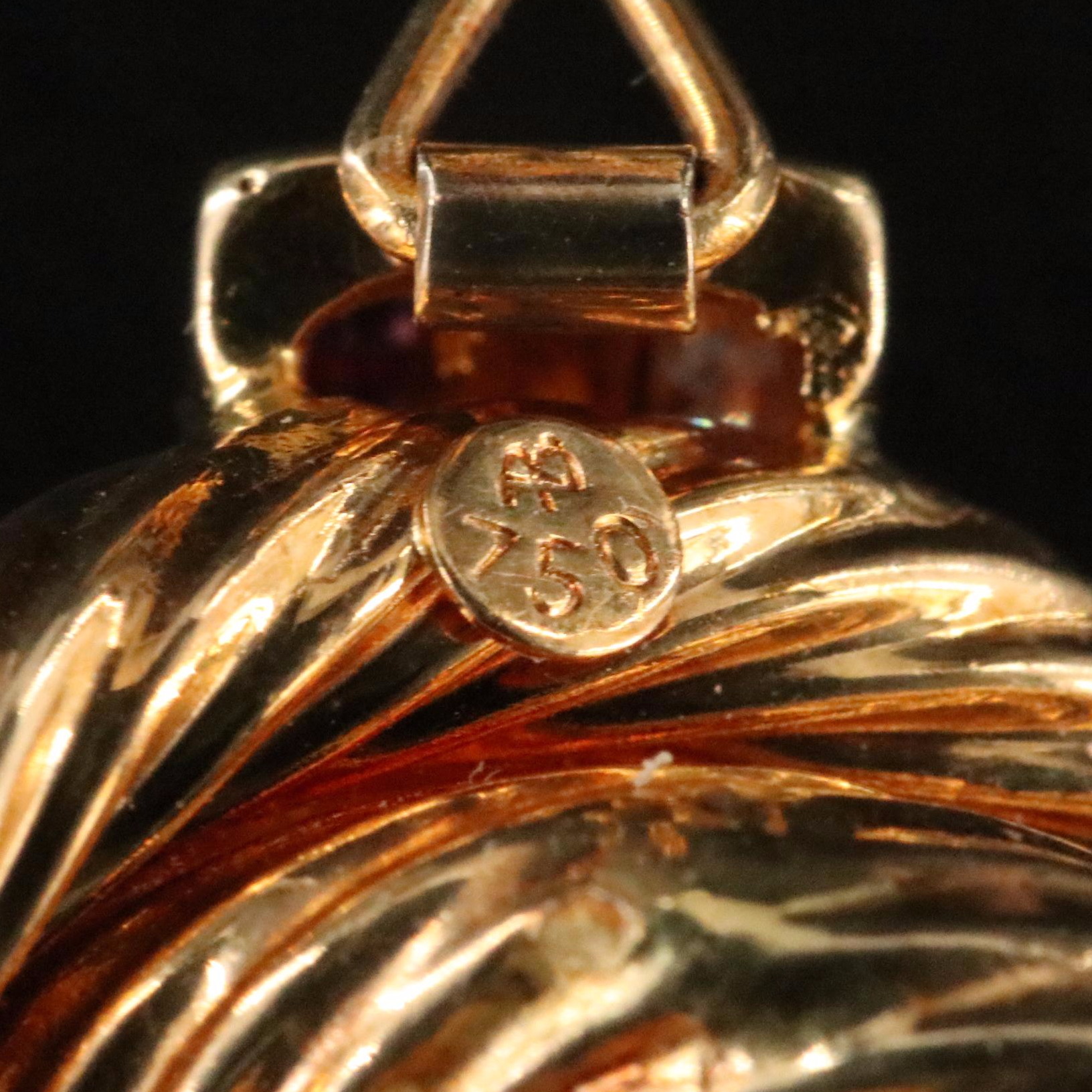 18K Fluted Diamond and Ruby Love Knot Enhancer Pendant | EBTH