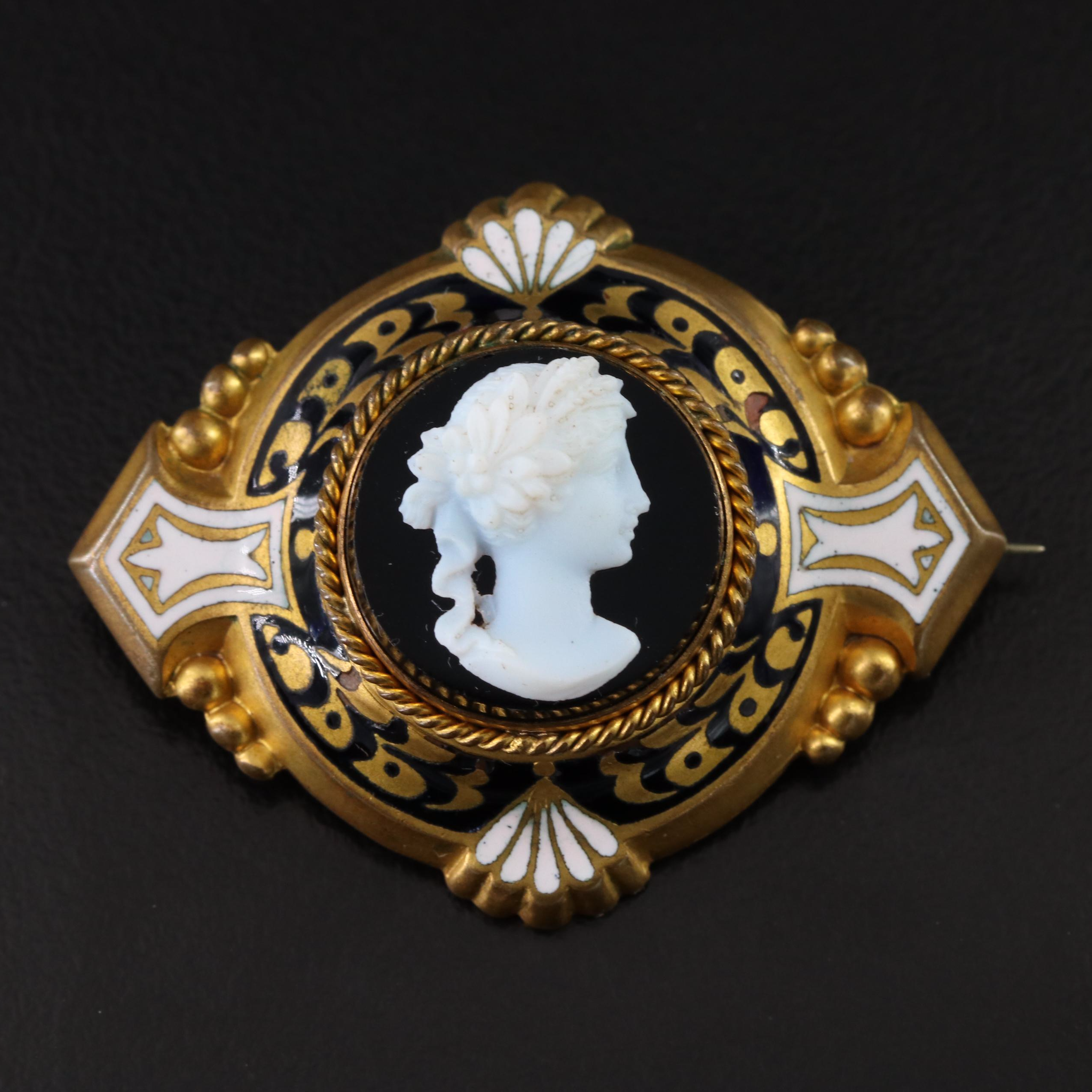 Victorian Rococo Revival Cameo Brooch, c.1860 | EBTH