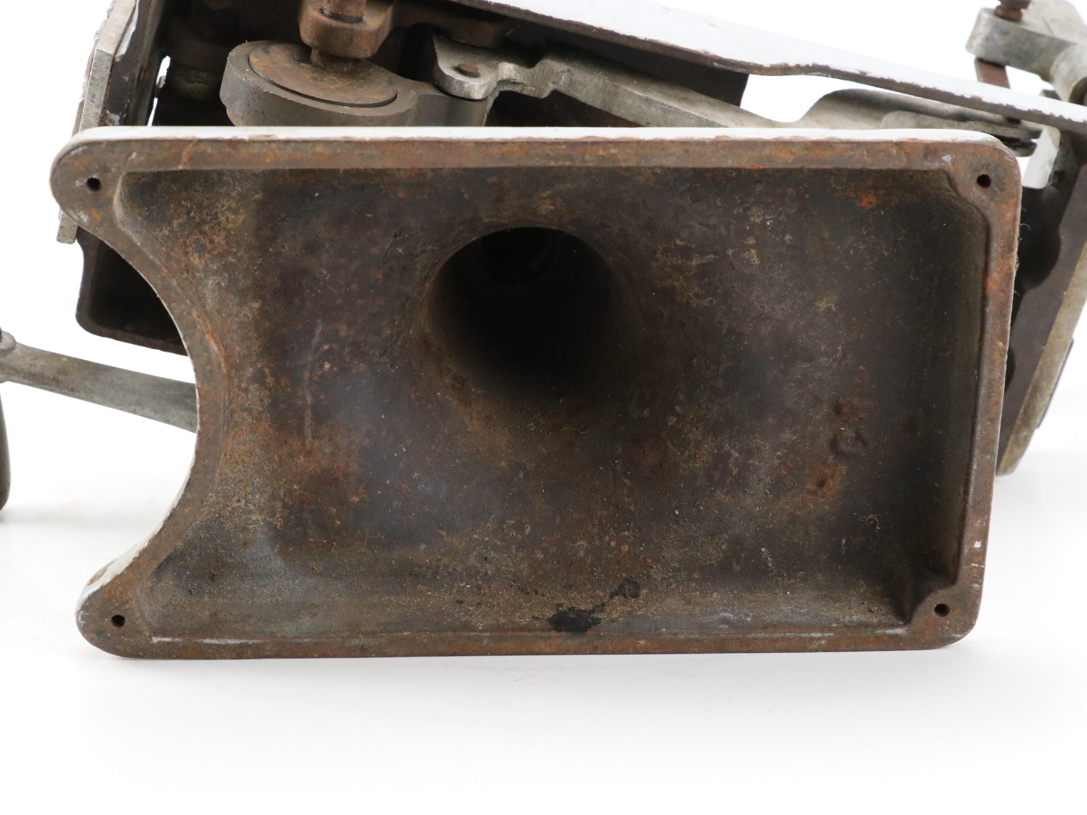 Brite Anderson No 4678 King Butter Cutter, Mid-20th Century | EBTH