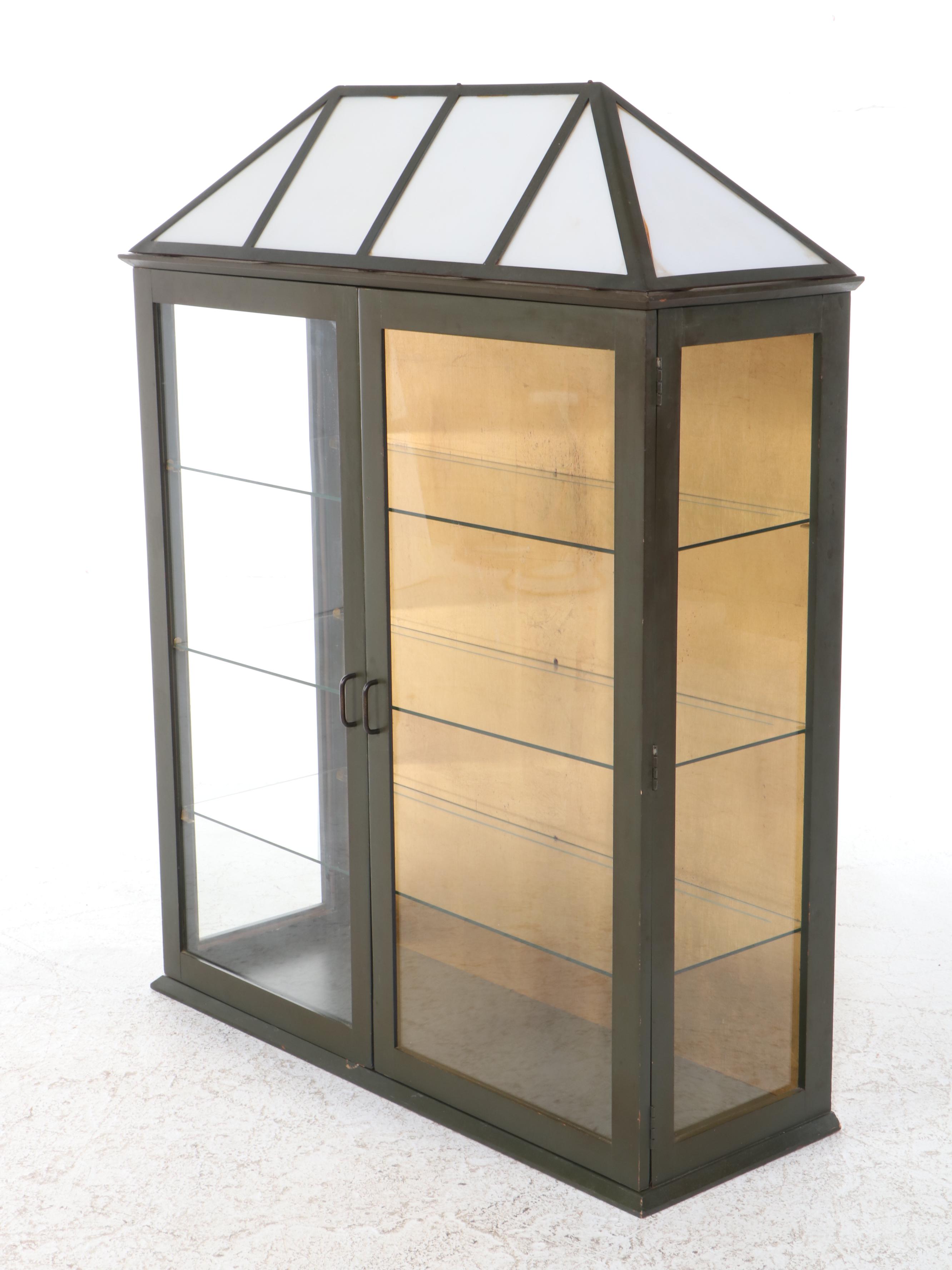Victorian Style Metal Terrarium Style Display Cabinet | EBTH