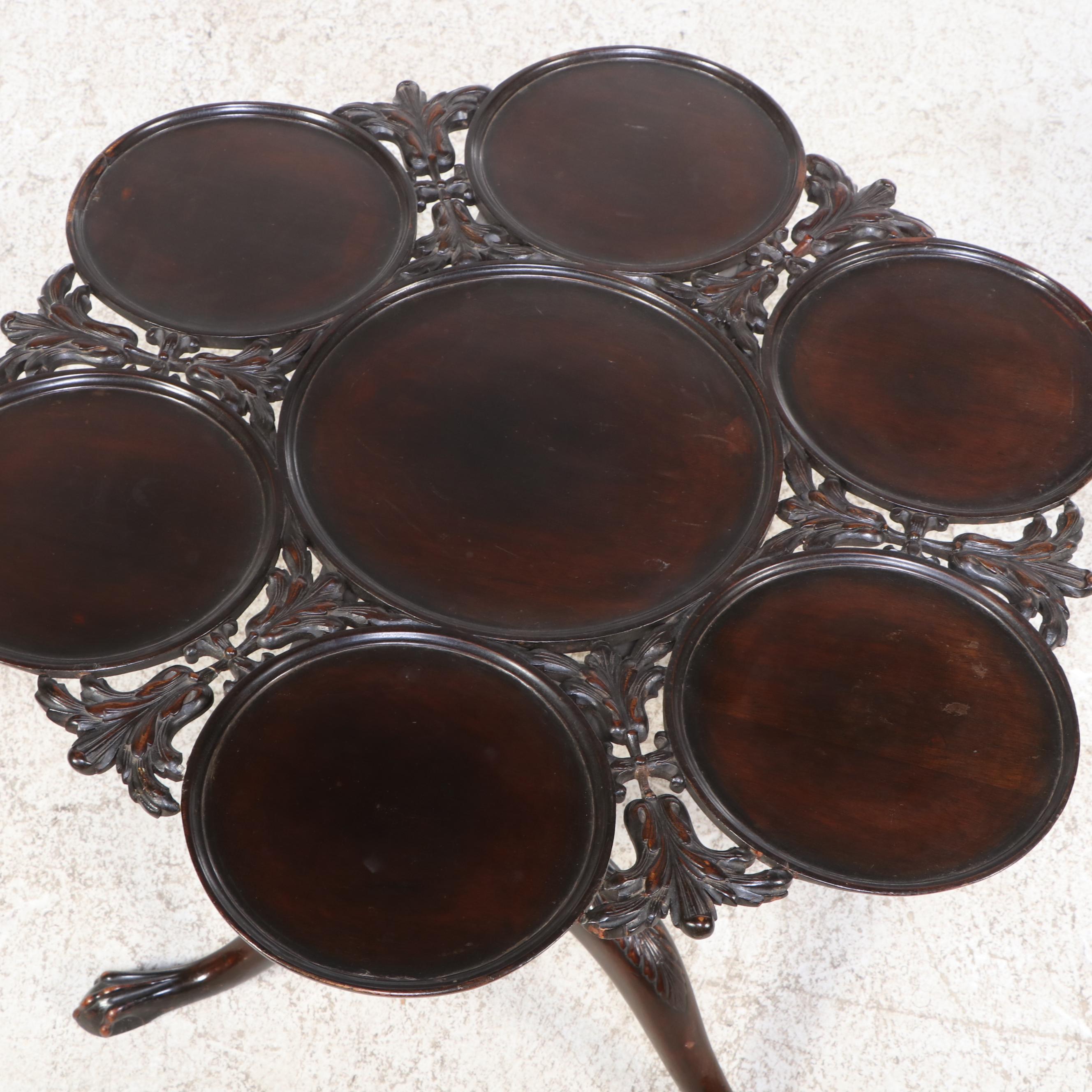 Georgian Style Carved Mahogany Tilt-Top Supper Table | EBTH