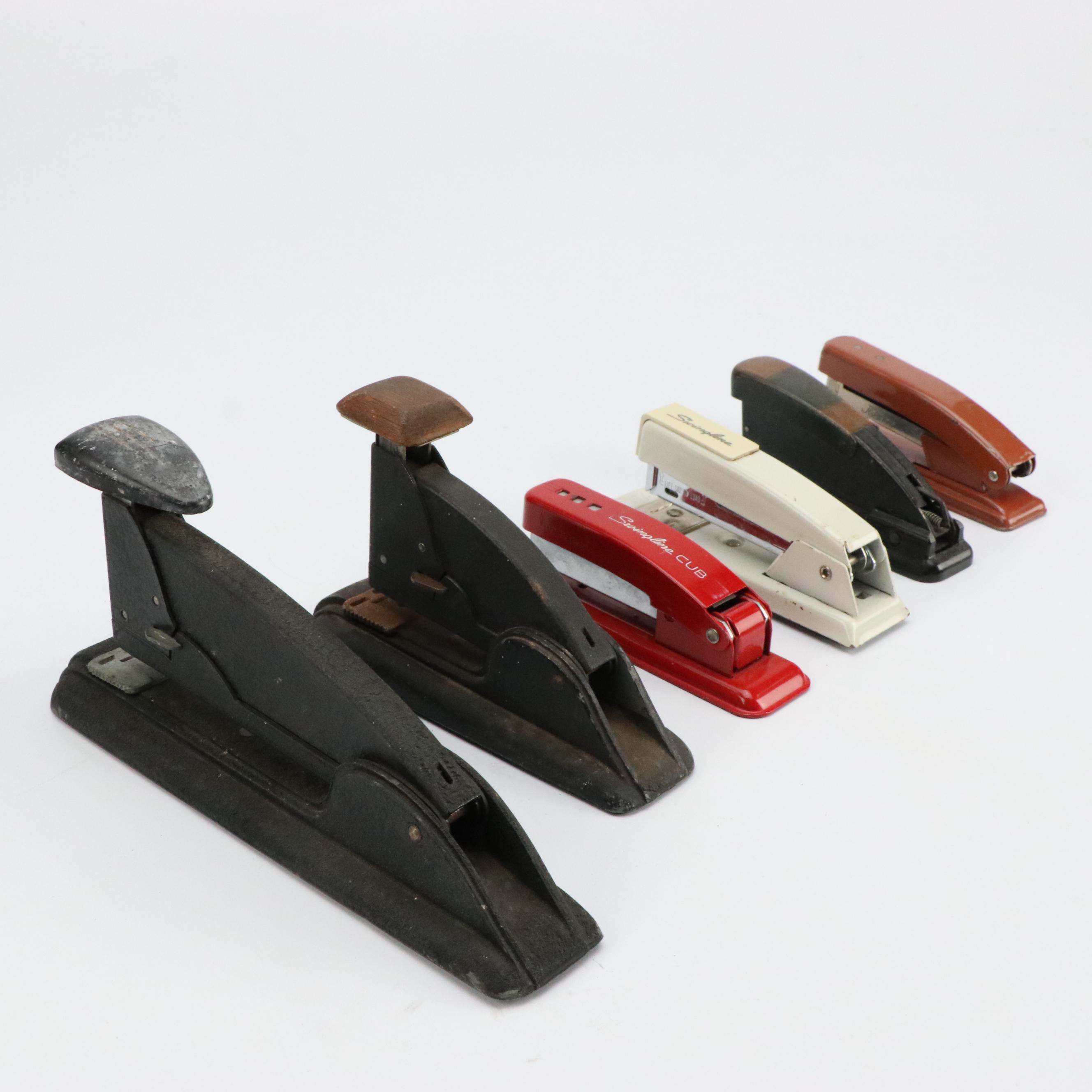 Wilson Jones Improved Hummer Hole Punch with Tool Carrier and Staplers ...