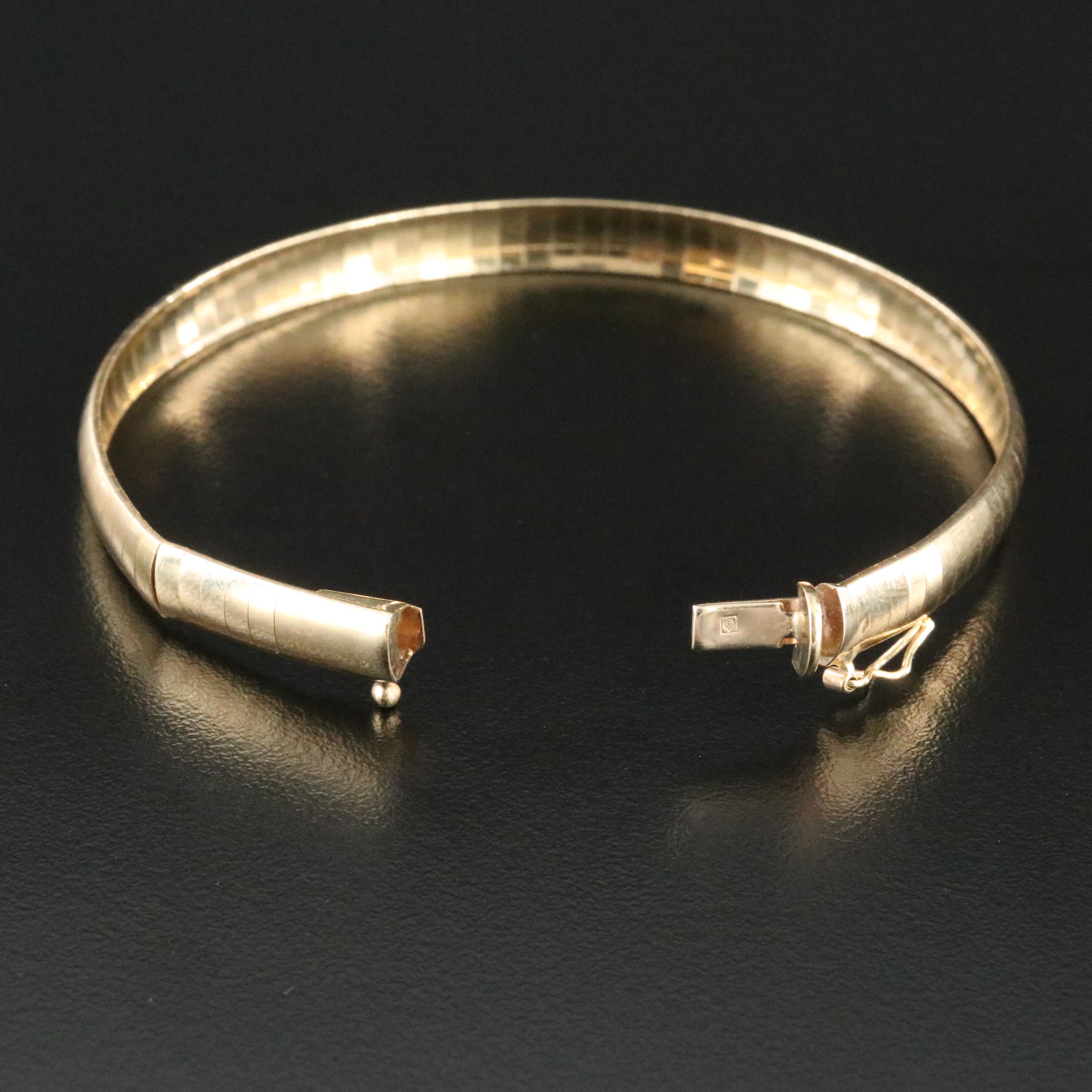 14K Omega Chain Bracelet | EBTH