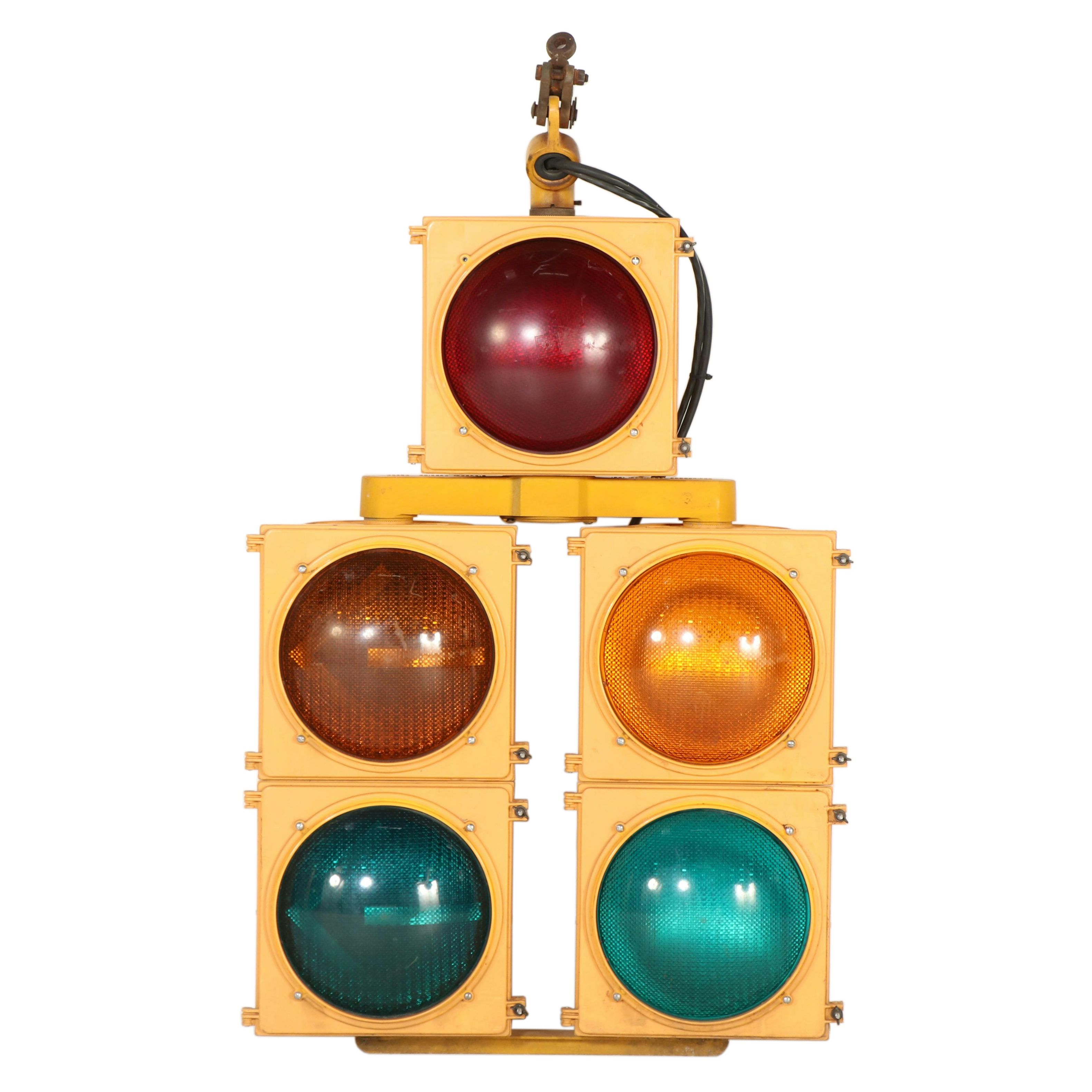 LFE Automatic Signal Traffic Light Array | EBTH
