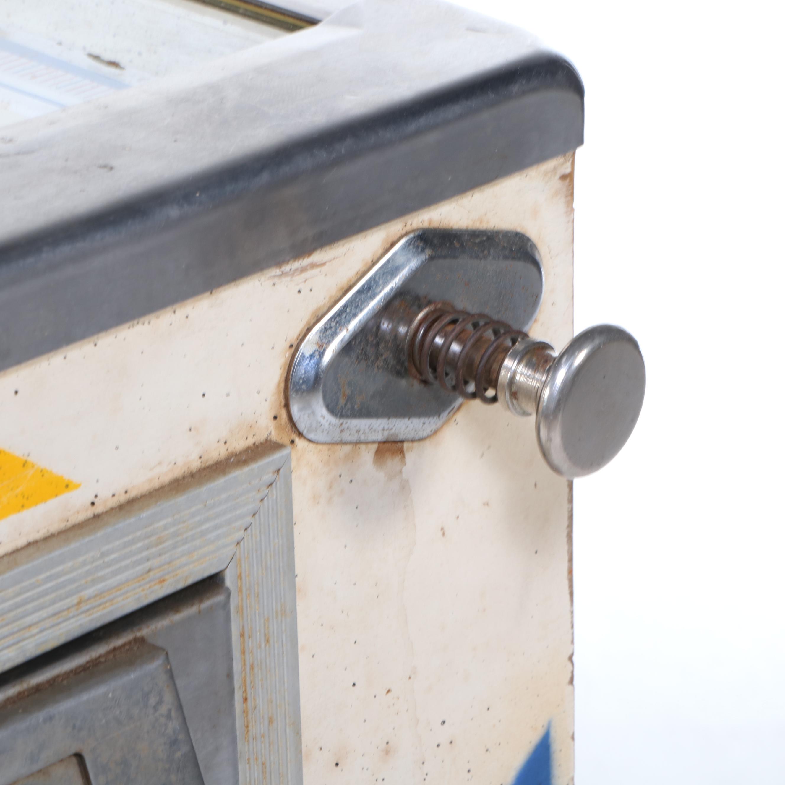 Gottlieb Surfer Pinball Machine, 1976 | EBTH