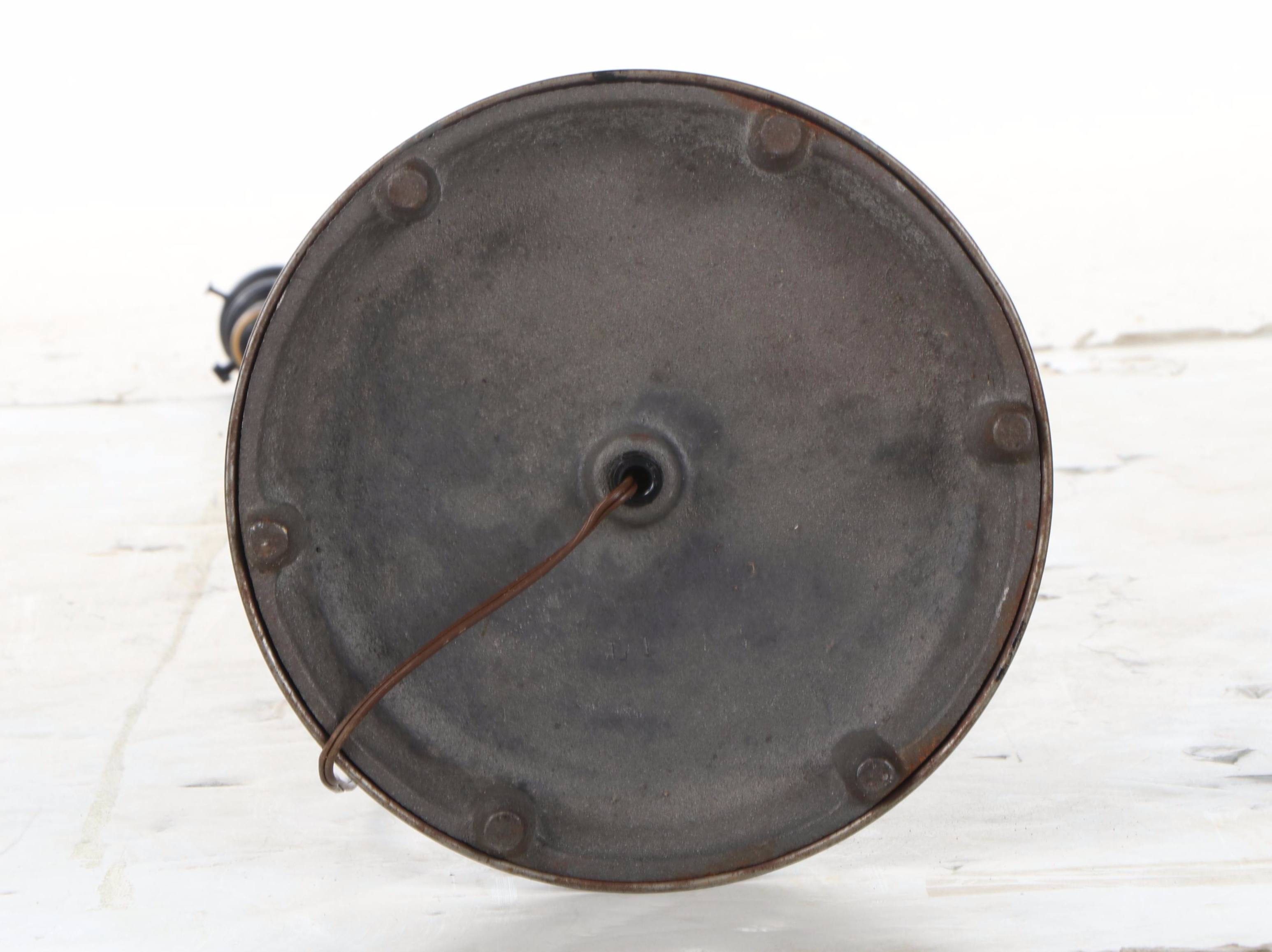 English Toleware Style Black and Gold Finished Floor Lamp | EBTH