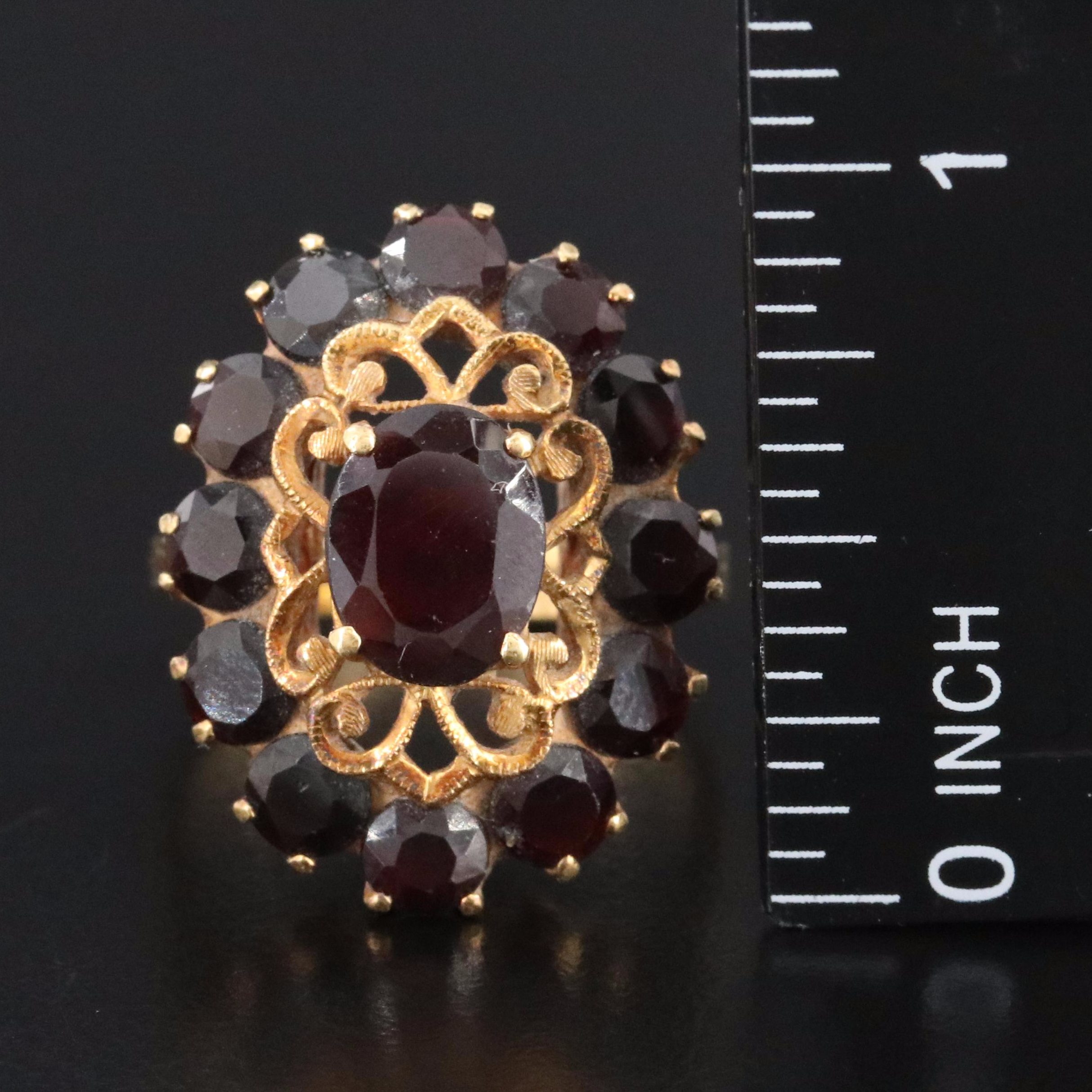 Vintage Italian Toliro 18K Garnet Ring | EBTH
