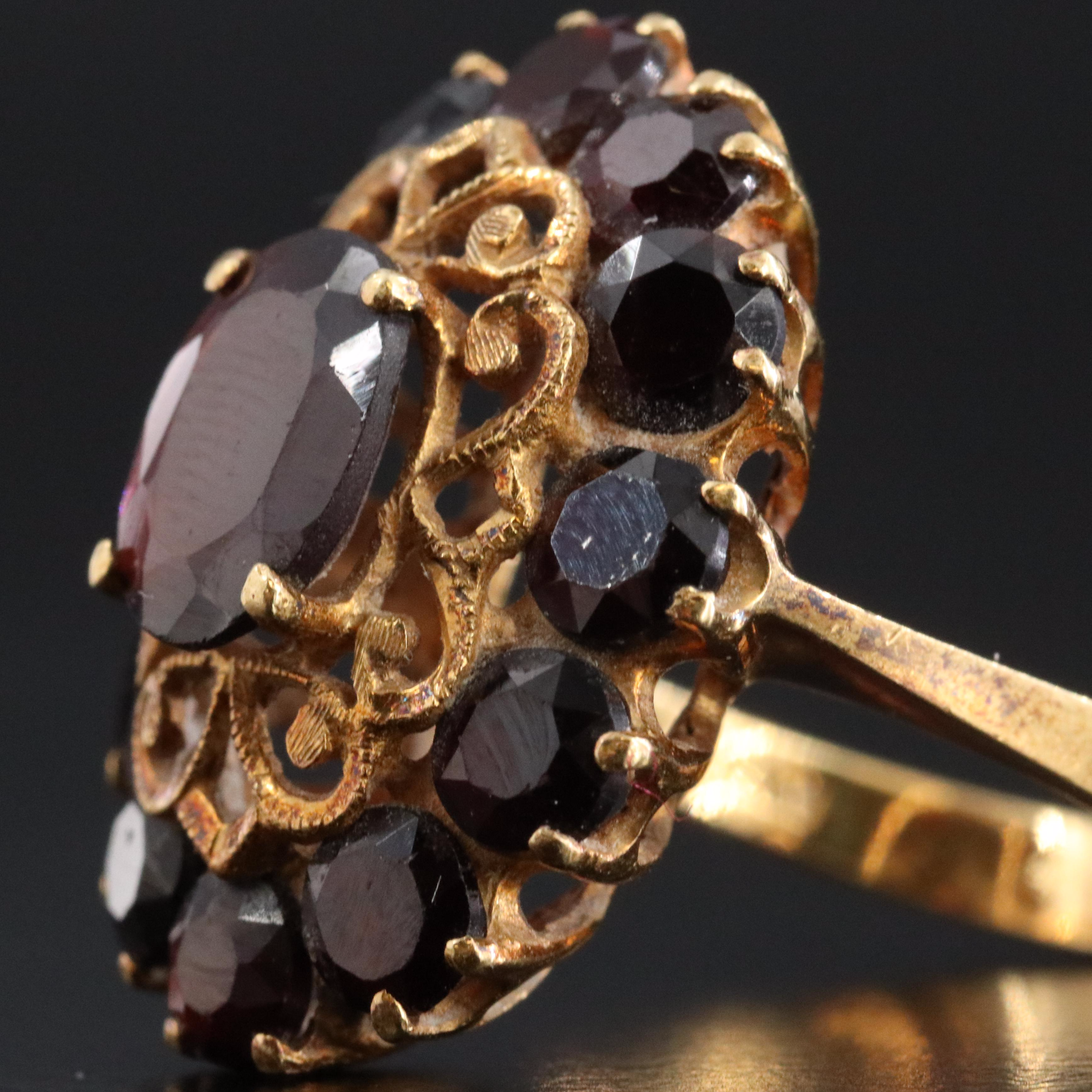 Vintage Italian Toliro 18K Garnet Ring | EBTH