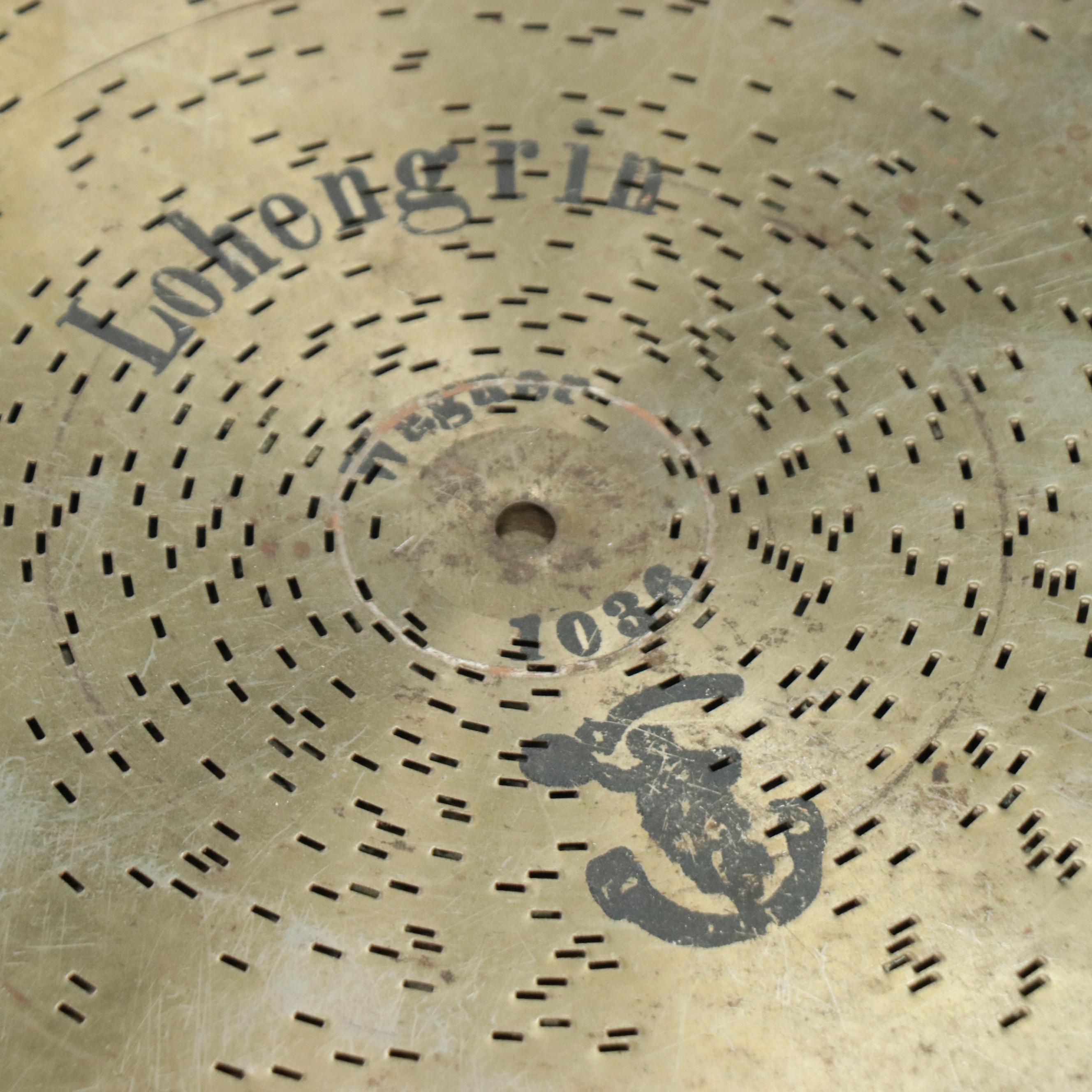 Regina Metal Double Comb Disc Music Box with Records | EBTH