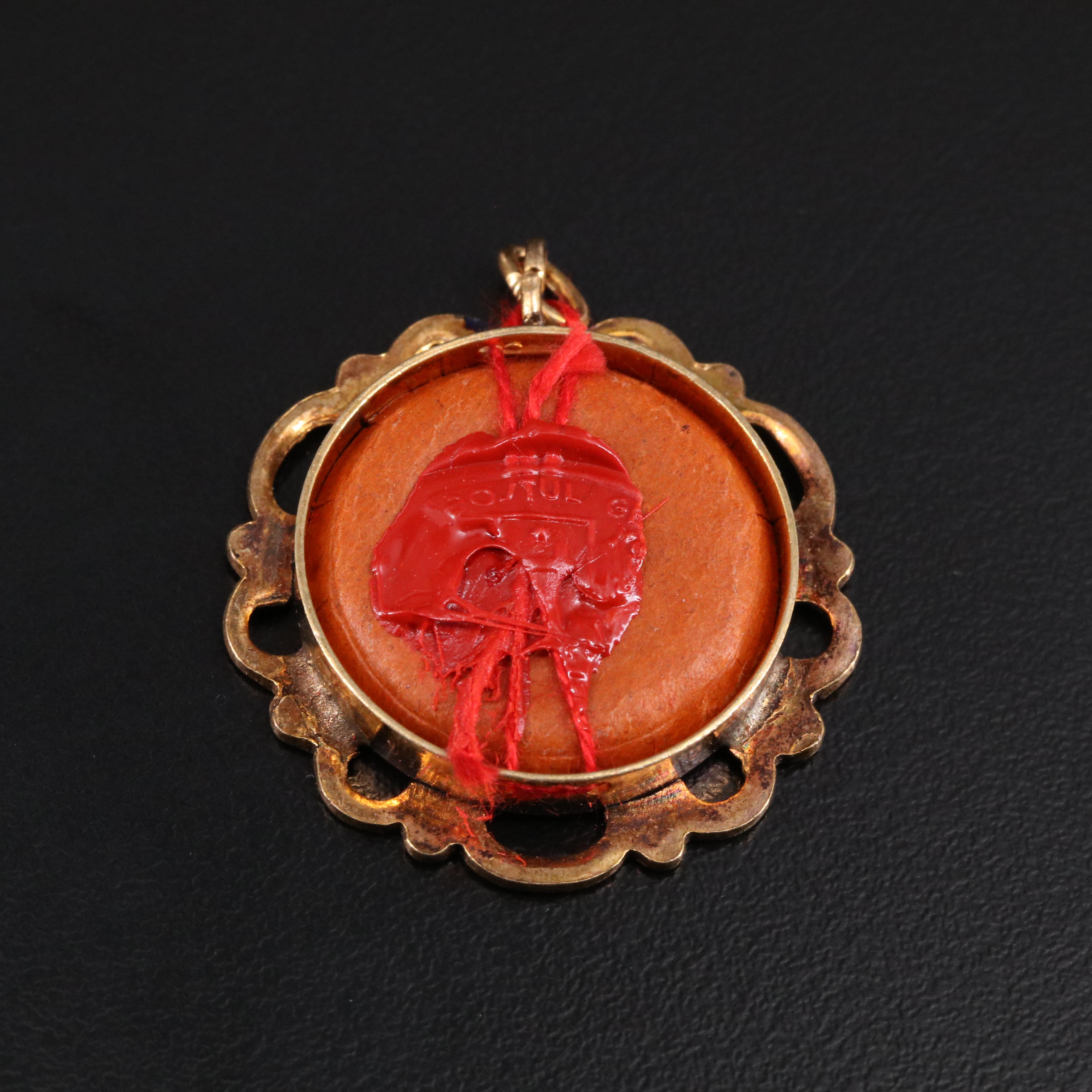 First Class Relic of Saint Thérèse of Lisieux in Reliquary with Seal | EBTH