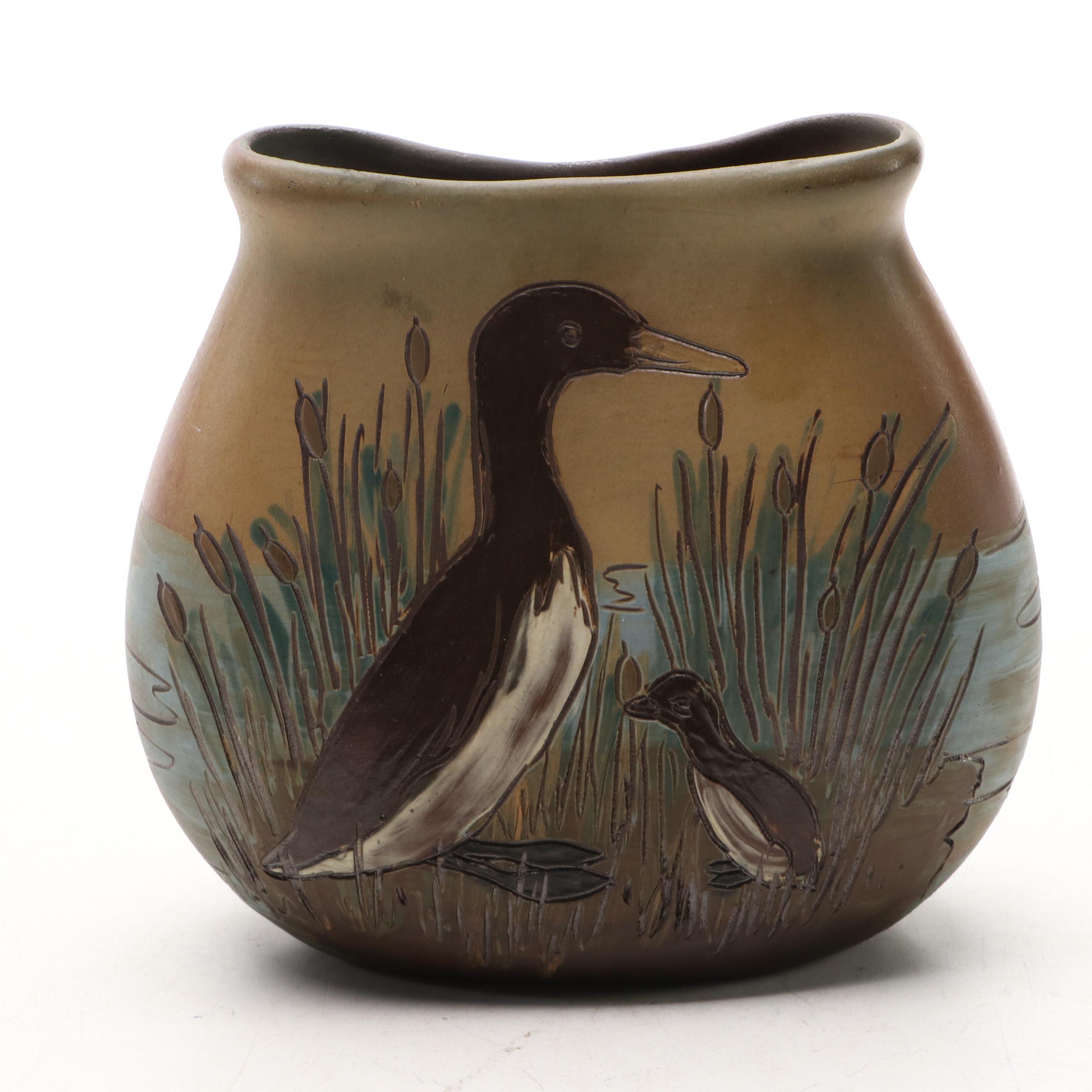 Weller Dickens Ware Duck & Duckling Vase with Souvenir Mt. Vernon ...