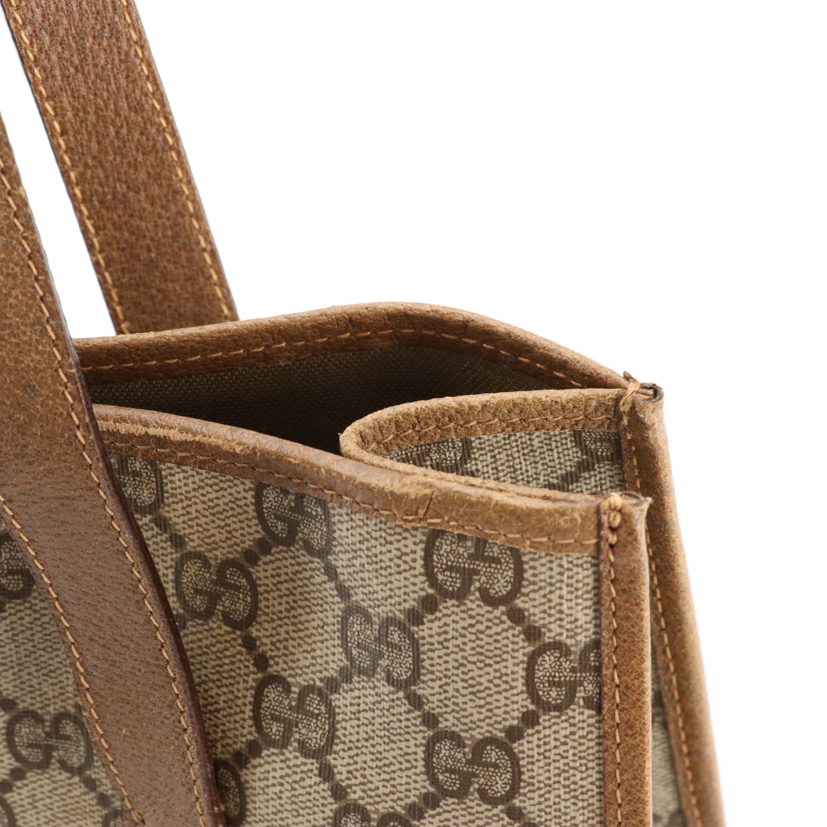 Gucci Accessory Collection Vertical Zip Tote in GG Supreme Canvas and ...