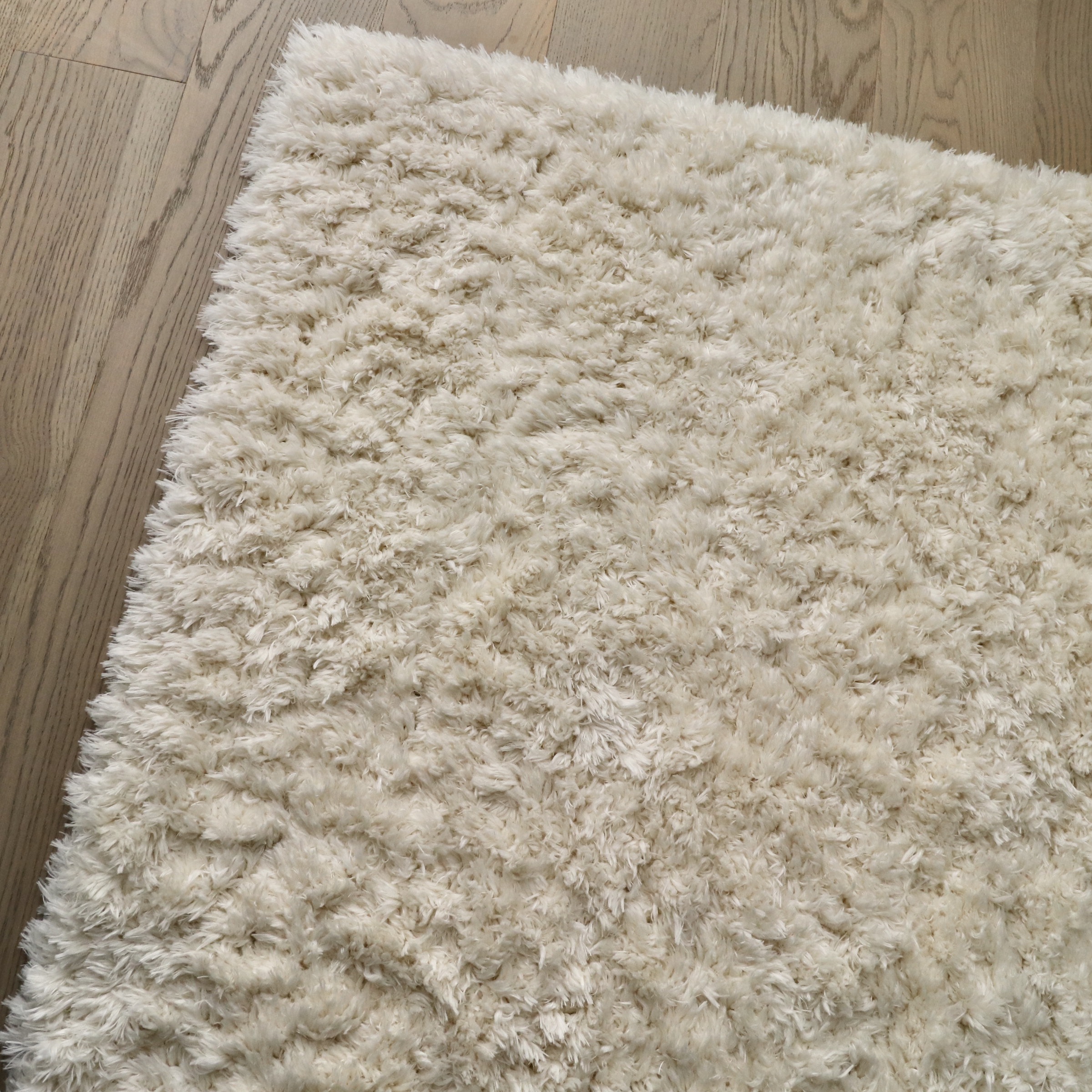 9'3 x 12' Machine Made Surya "Angora" Rug | EBTH