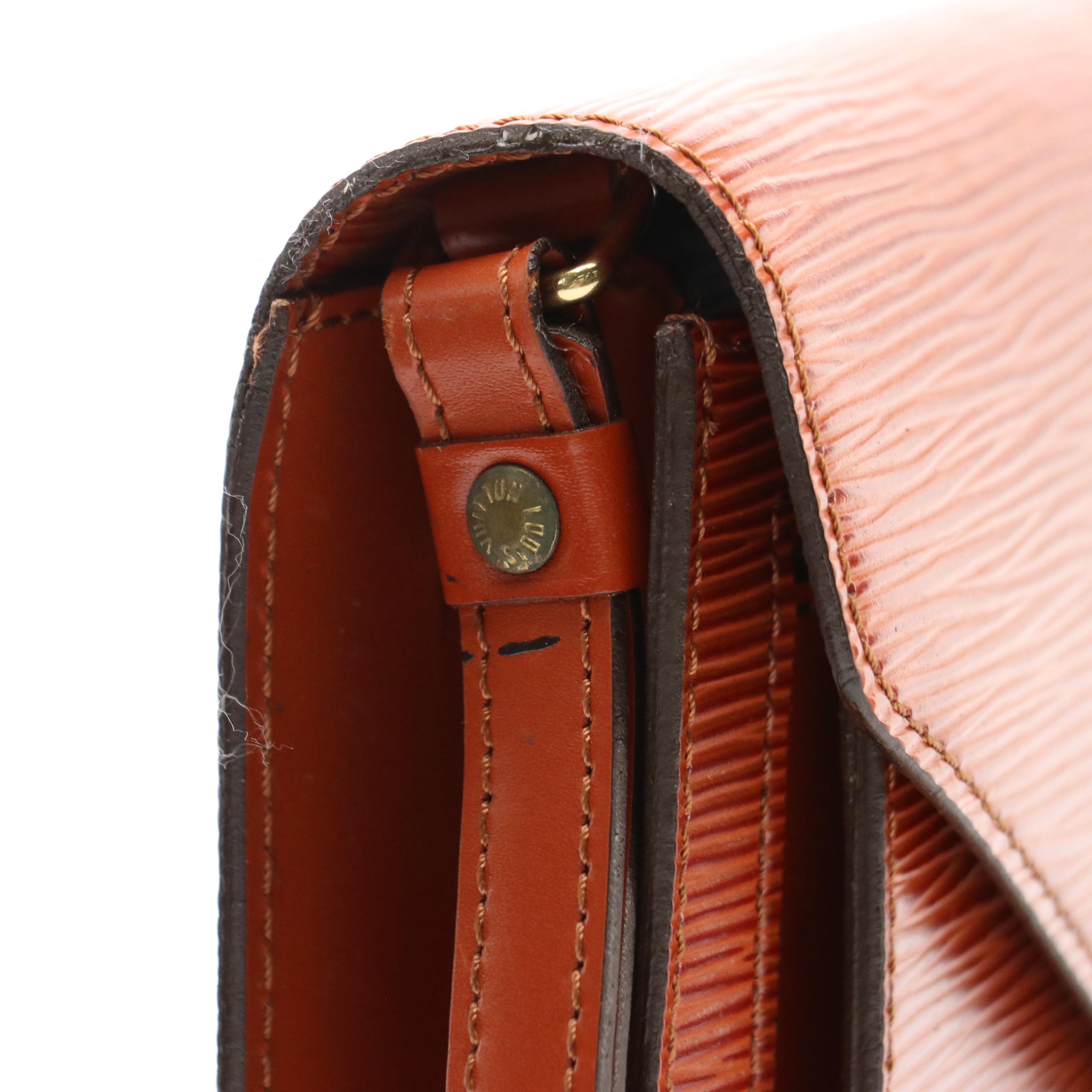 Louis Vuitton Pochette Sellier Dragonne in Kenyan Fawn Epi Leather | EBTH