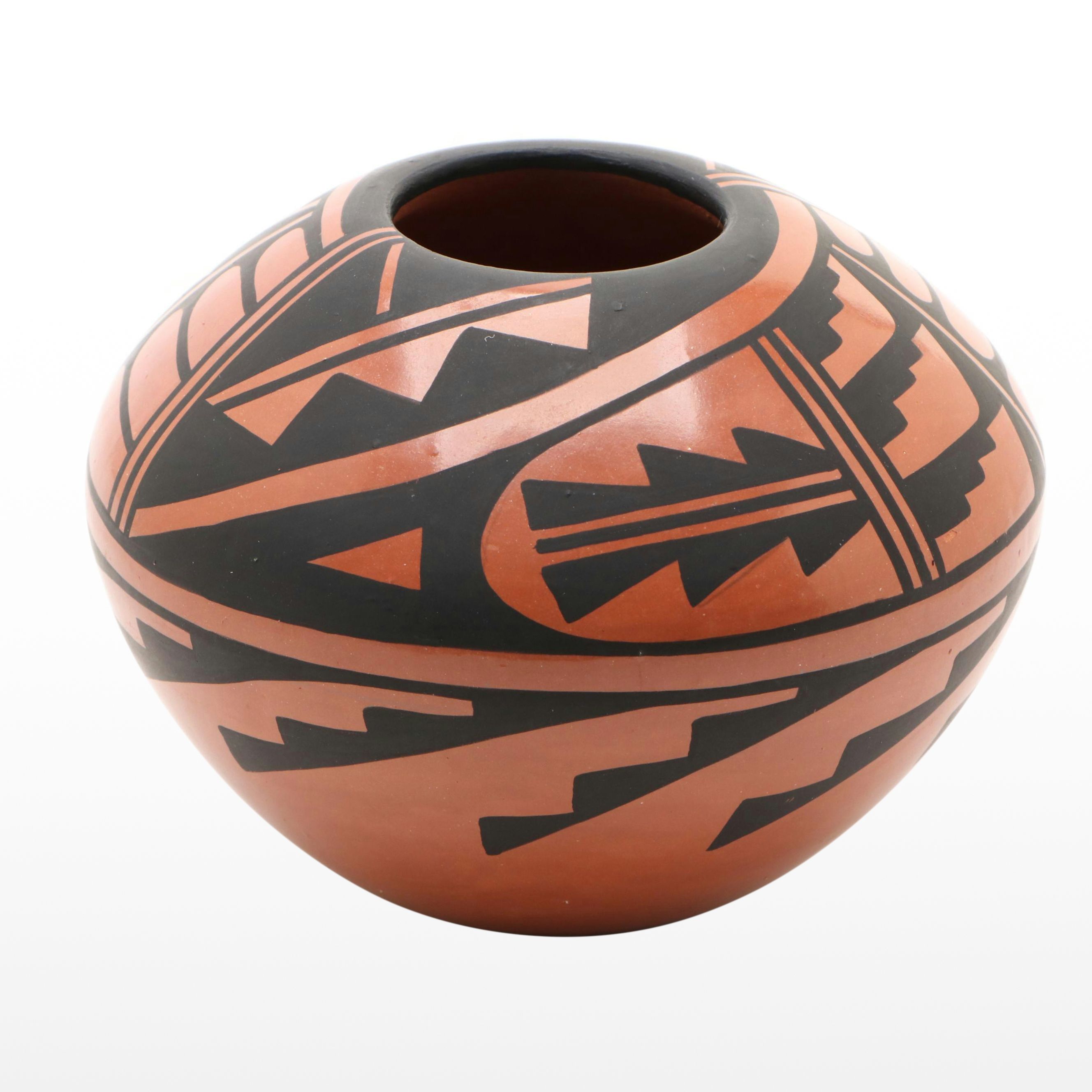 N. Loretto Jemez Pueblo Pottery Redware Pot | EBTH