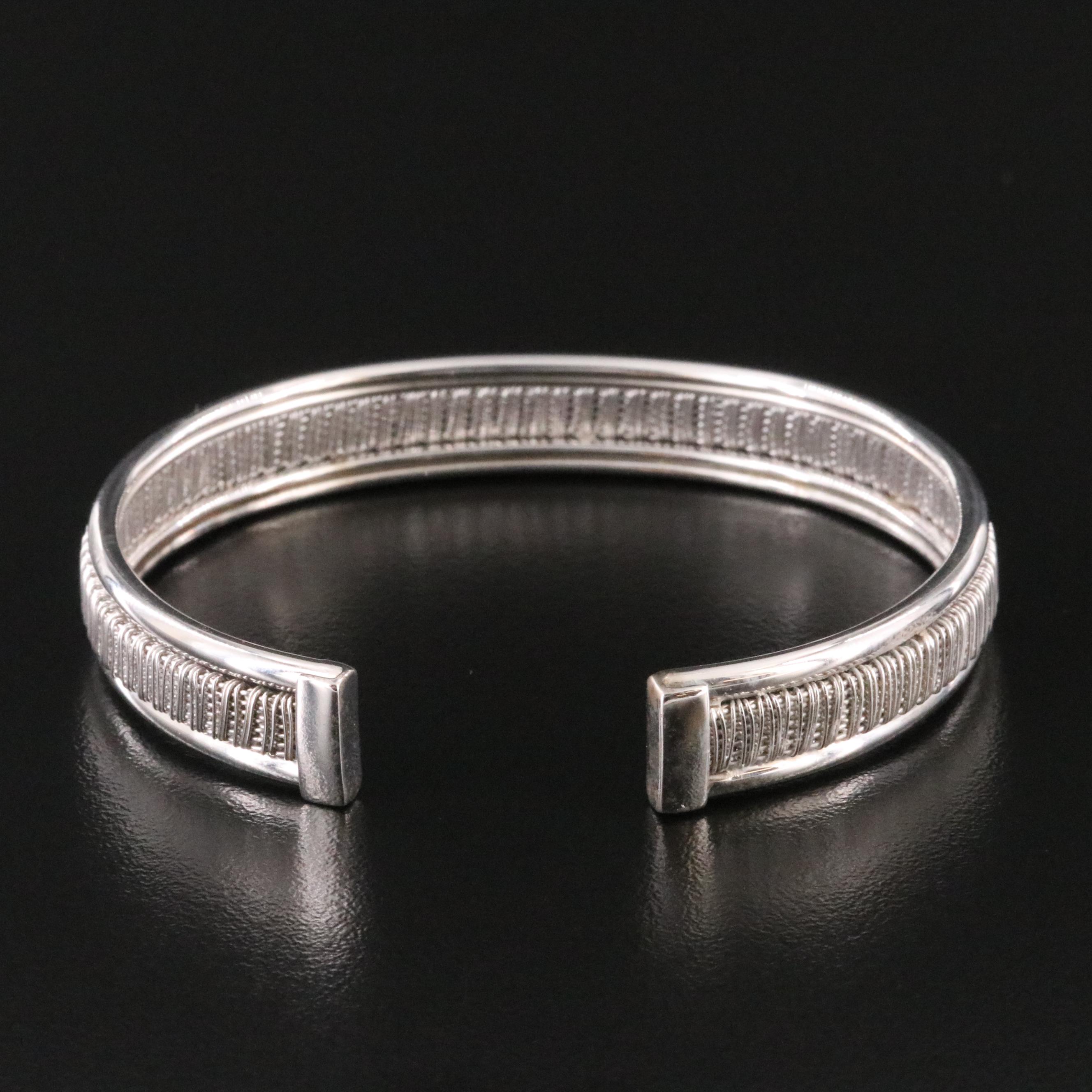 Italian 14K Cuff with Mesh and Wire Wrapped Center | EBTH
